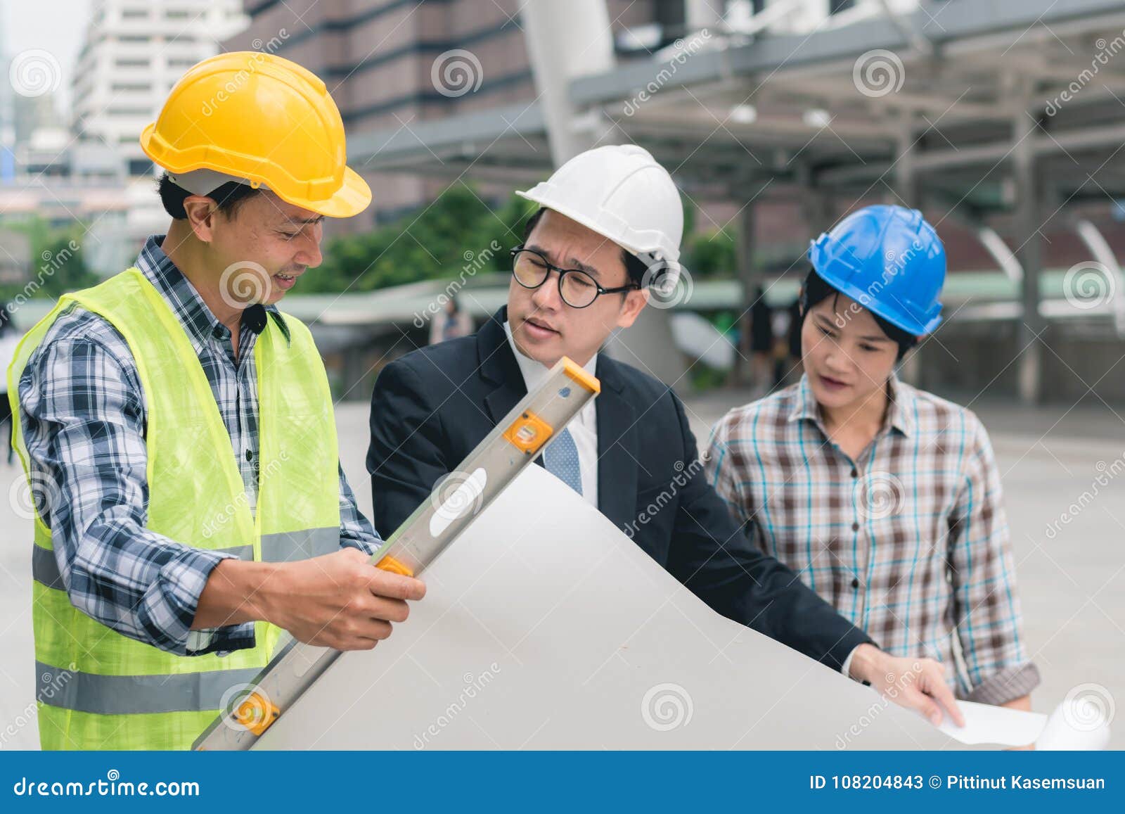 Engineering Construction Teamwork Concept : Professional Engineer Work ...