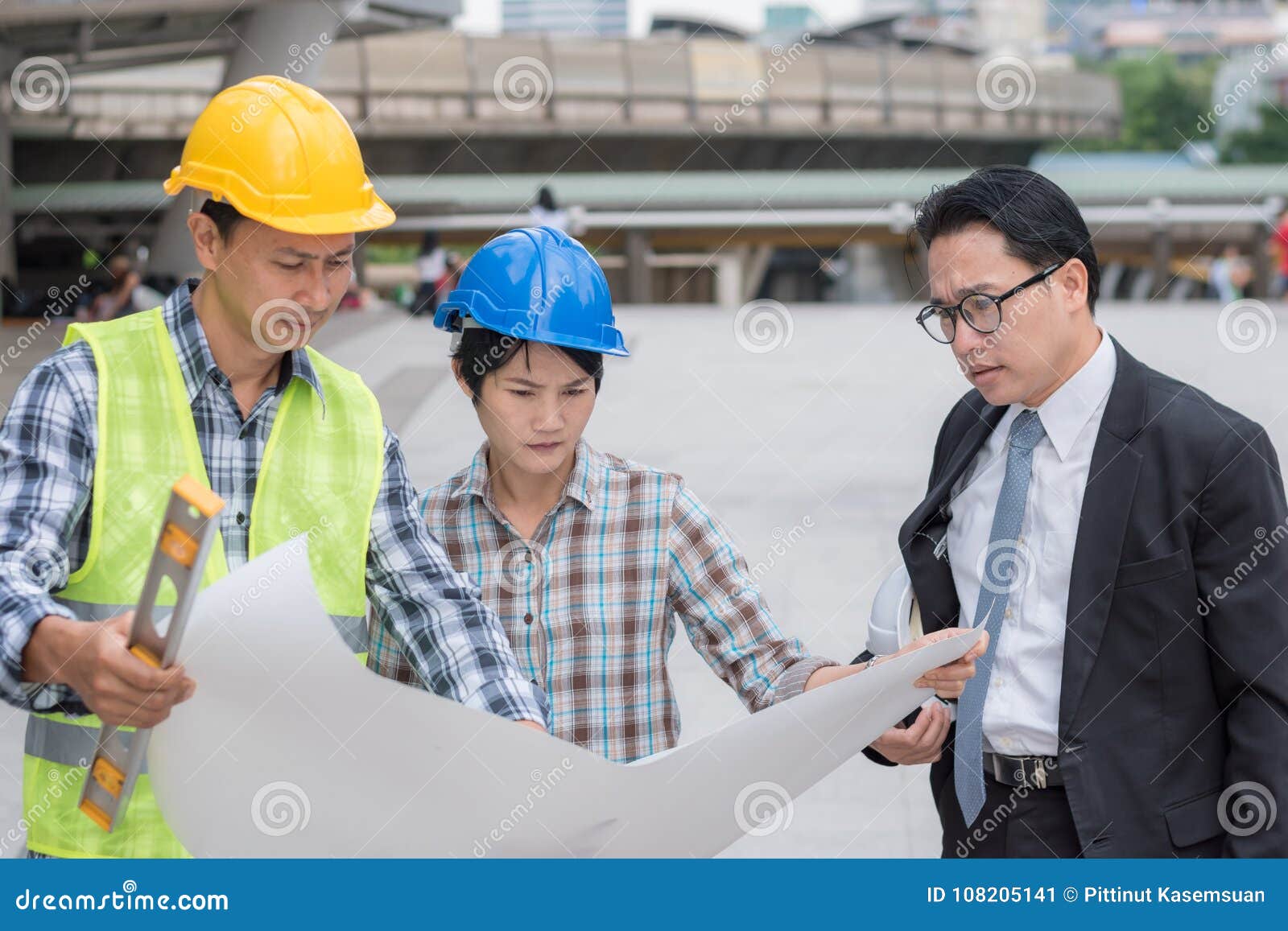 Engineering Construction Teamwork Concept : Professional Engineer Work ...