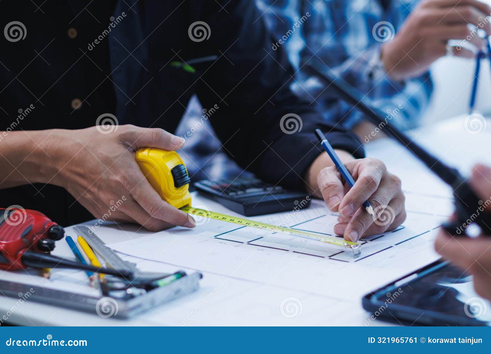 Engineering is Currently Discussing Structural Design Issues with ...