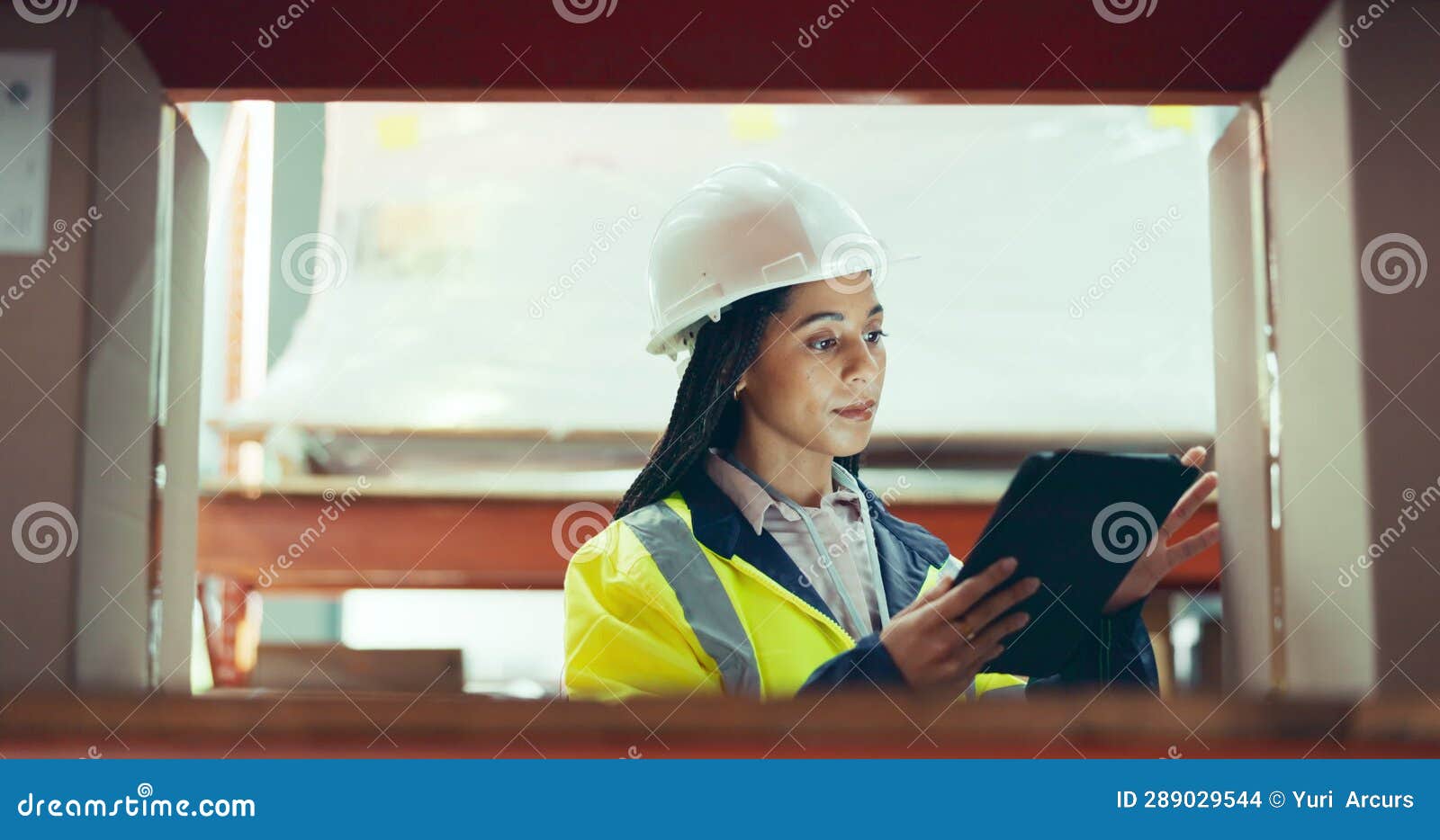 Engineering, Tablet and Woman in a Warehouse Doing Inventory, Stock ...