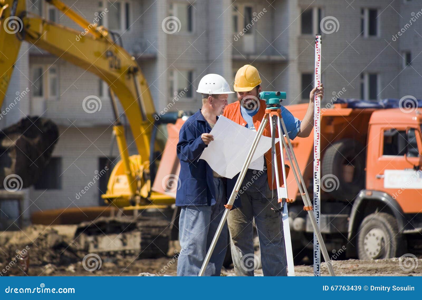 Engineers Builders at Construction Site Editorial Stock Image - Image ...