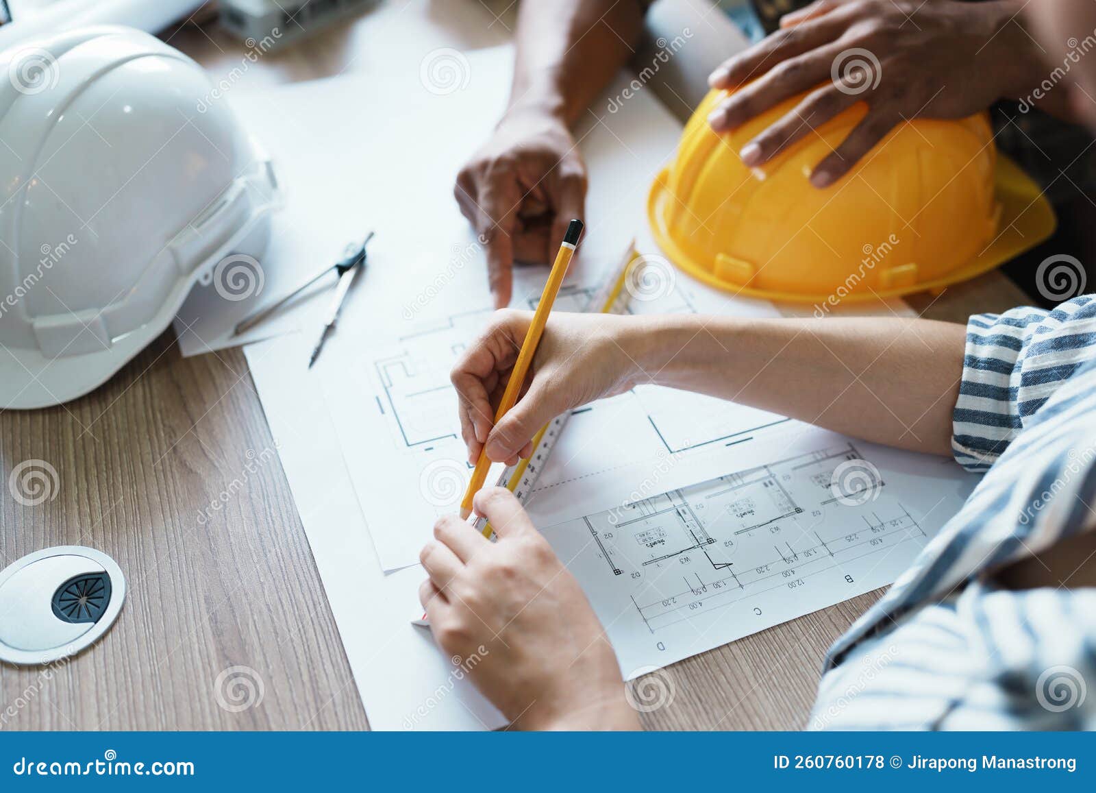 Engineers are Consulting the Team To Design an Architectural Structure ...