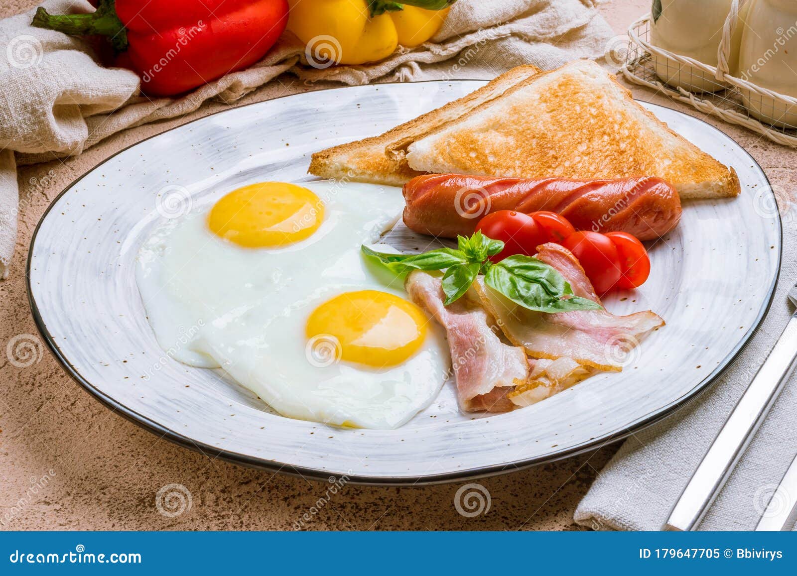English Breakfast on a Plate Stock Image - Image of white, food: 179647705