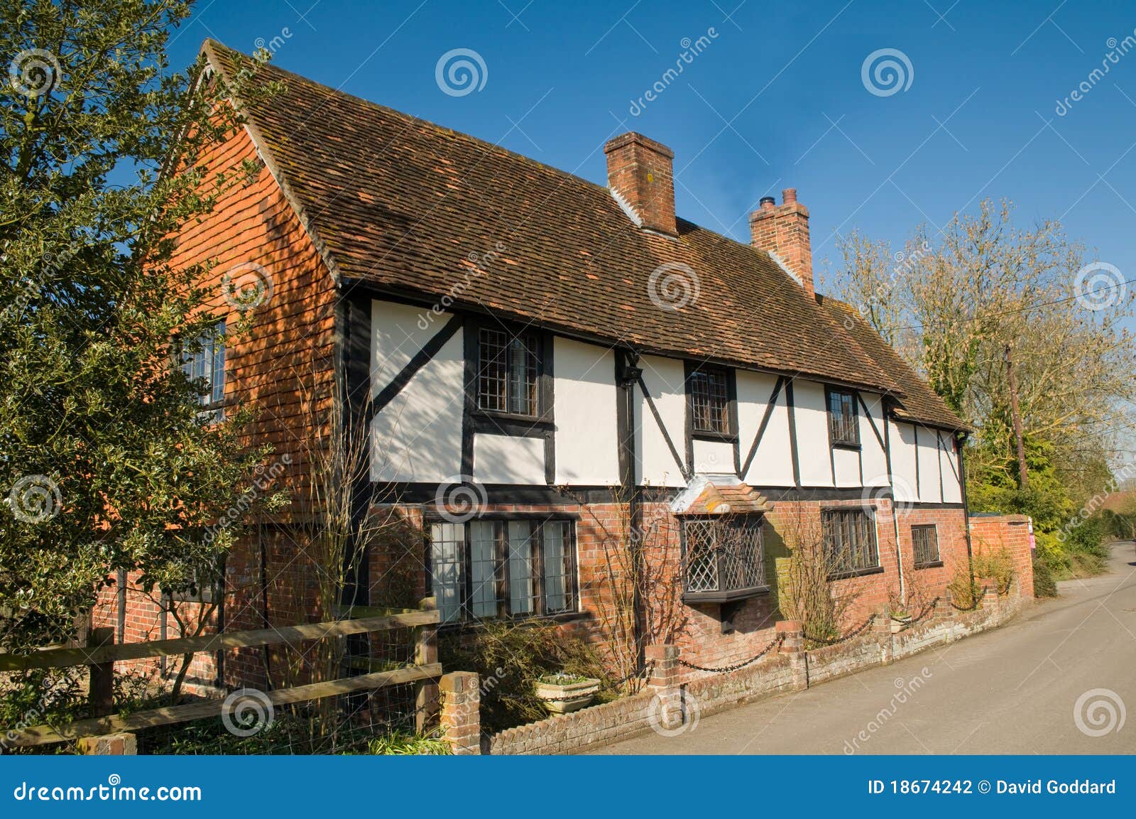 English country house stock photo. Image of berkshire - 18674242