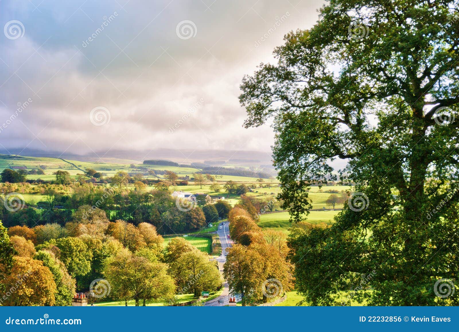 English Countryside in Autumn Stock Photo - Image of england, scene ...