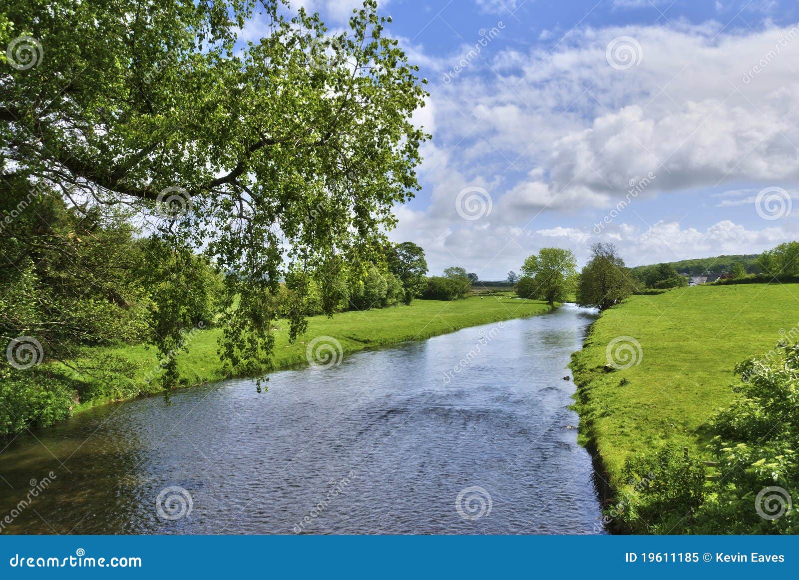 English Countryside River stock image. Image of countryside - 19611185
