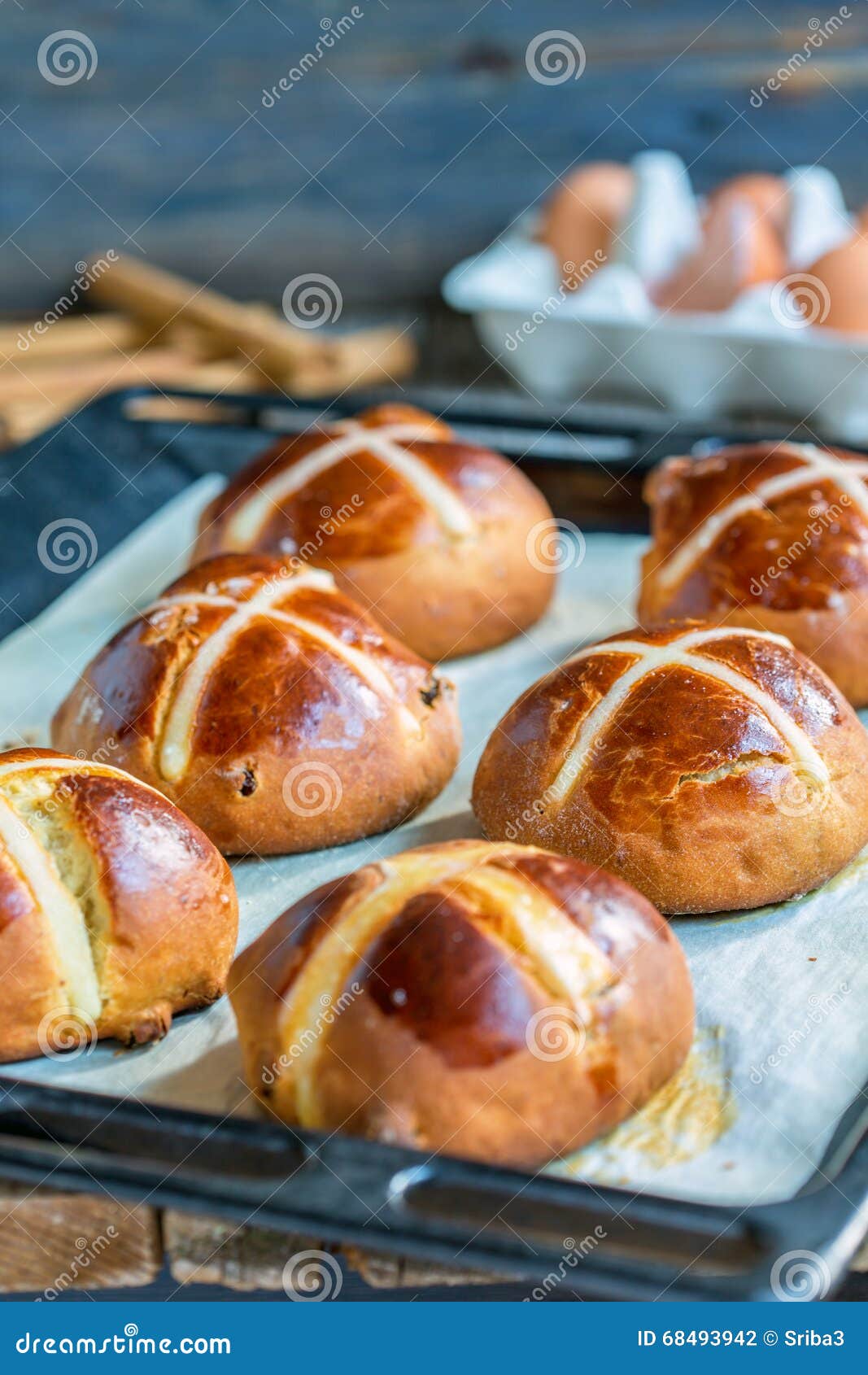 English Easter Buns Close-up. Stock Photo - Image of black, sweet: 68493942