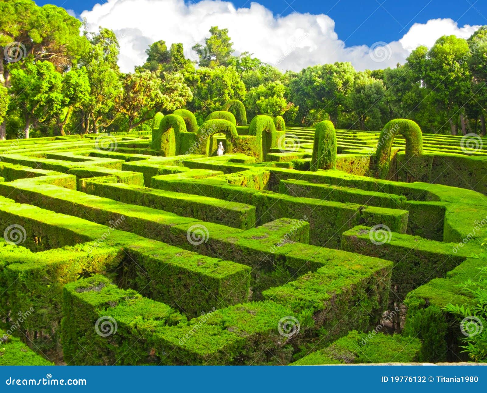 English labyrinth stock photo. Image of disoriented, investors - 19776132