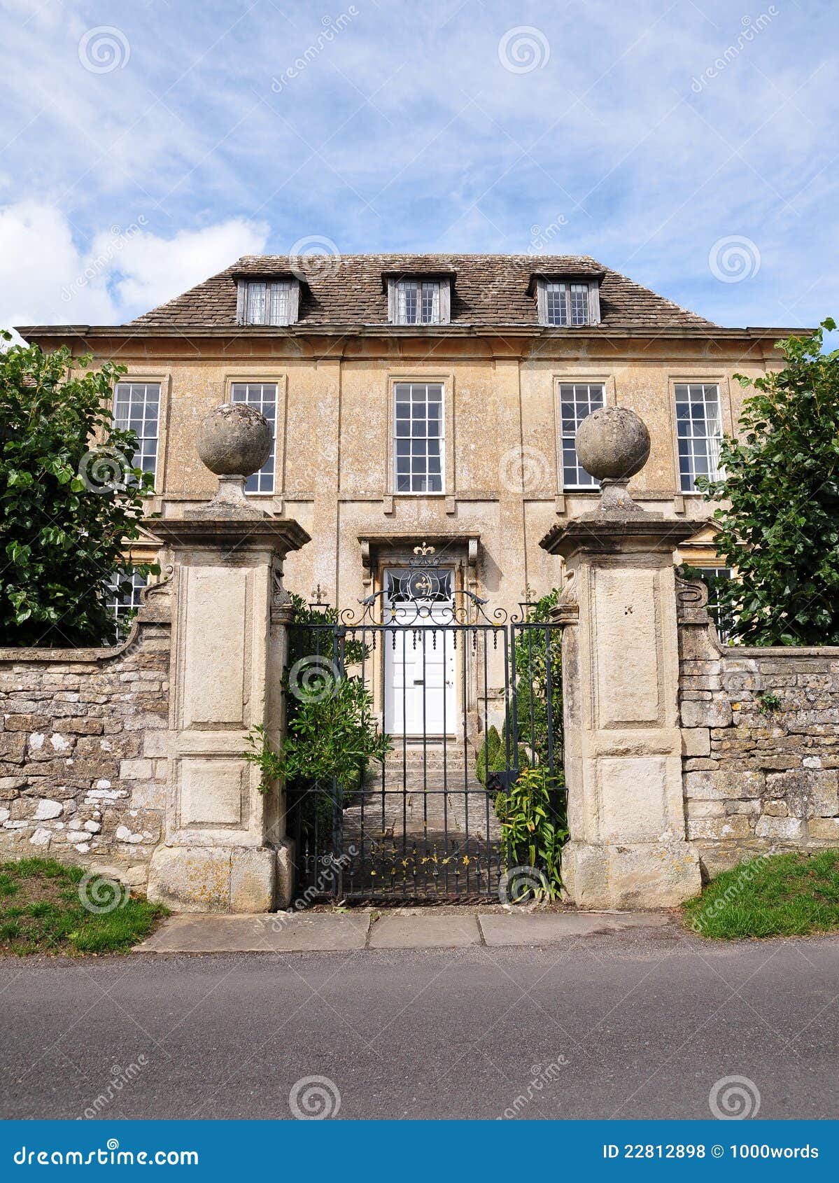 English Mansion stock photo. Image of front, gardens - 22812898