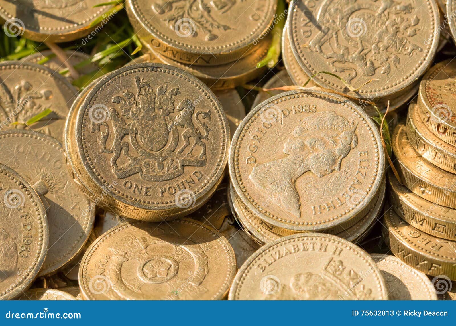 English Pound Coins stock image. Image of forex, quid - 75602013