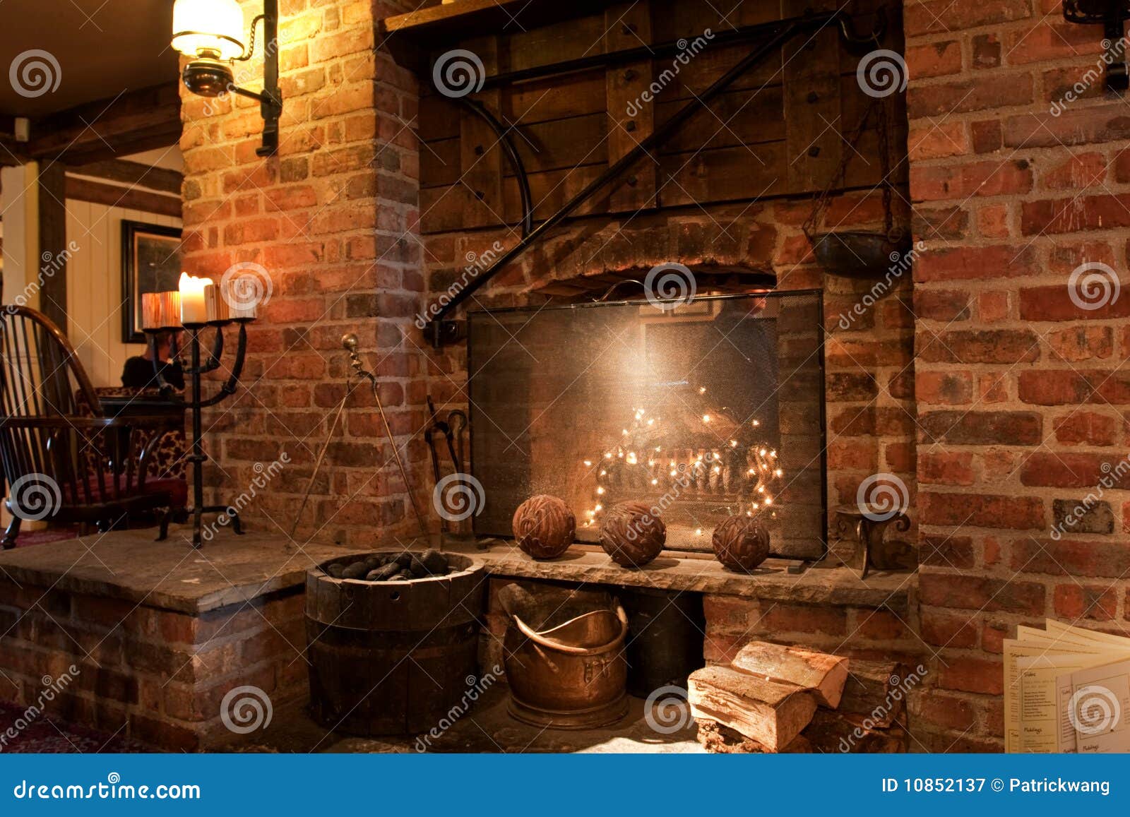 English pub interior stock image. Image of fire, frame - 10852137