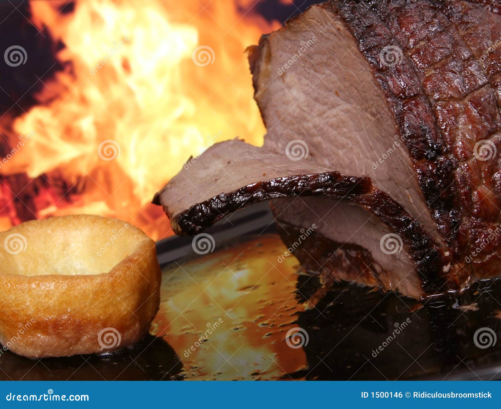 English Roast Meat by Fire with Flames Stock Photo - Image of ...