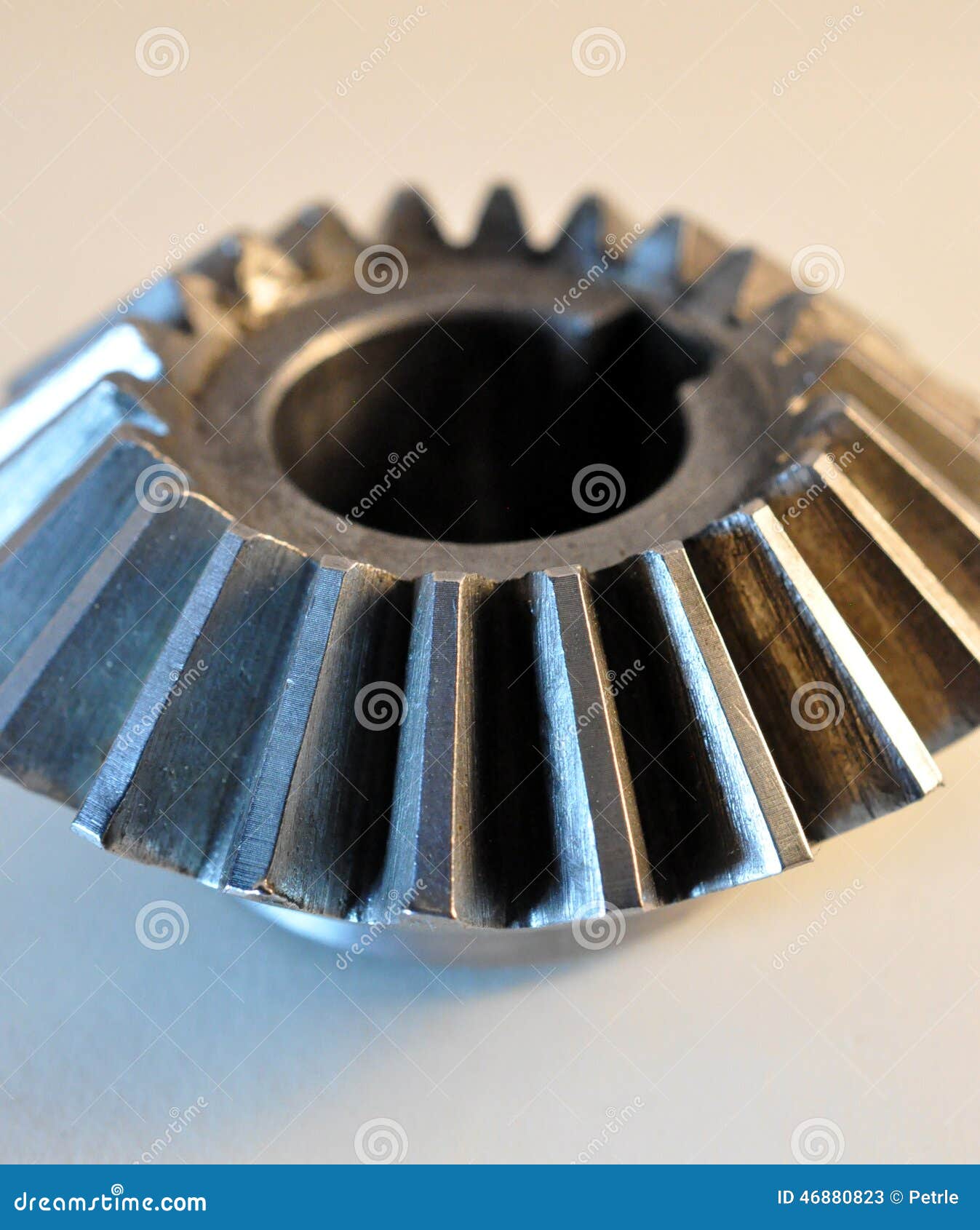 Engranaje Dentado Del Metal Imagen de archivo - Imagen de material ...