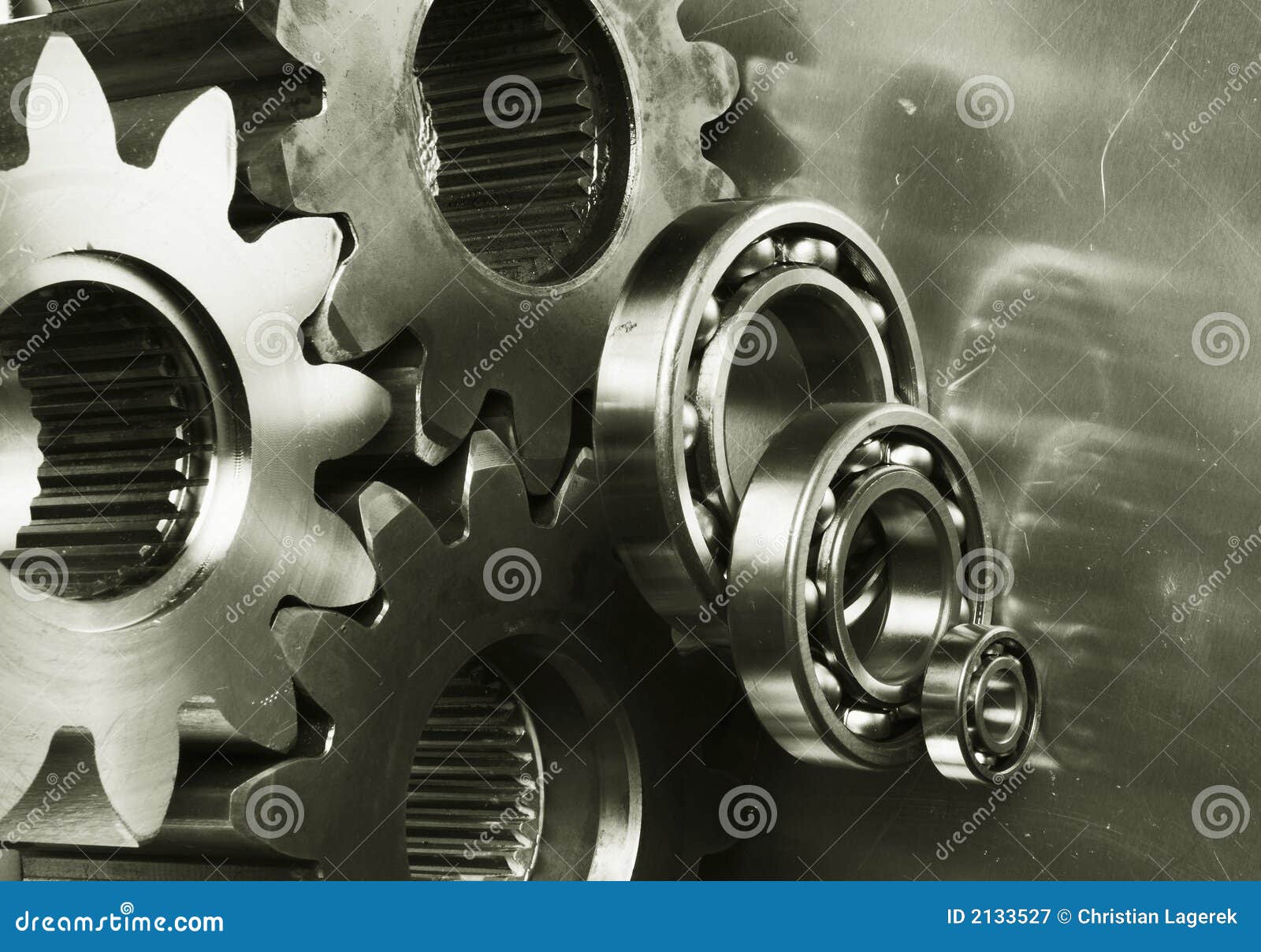 Engranaje-maquinaria En Bronce Imagen de archivo - Imagen de piezas ...