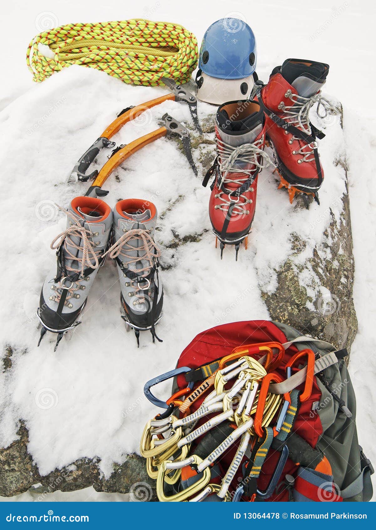 Engranaje Que Sube Del Hielo Foto de archivo - Imagen de engranaje ...
