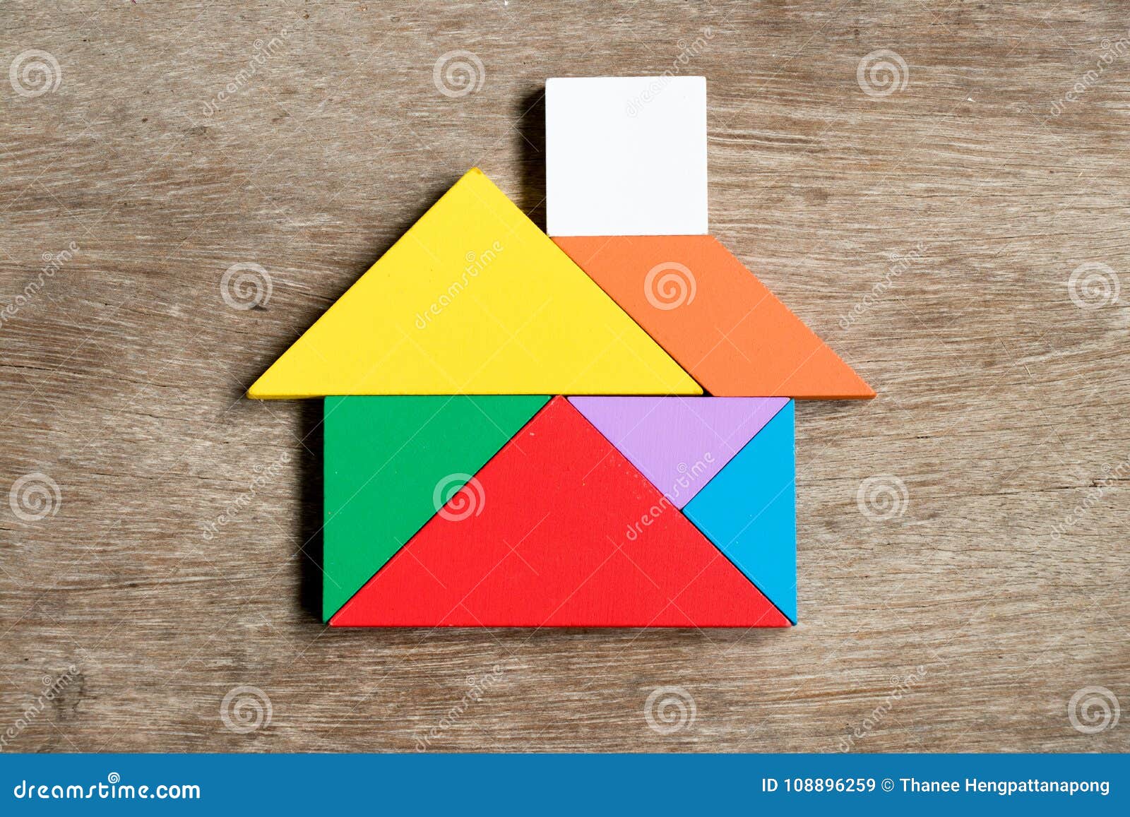 Enigma Do Tangram Da Cor Na Forma Da Casa Imagem de Stock - Imagem de ...