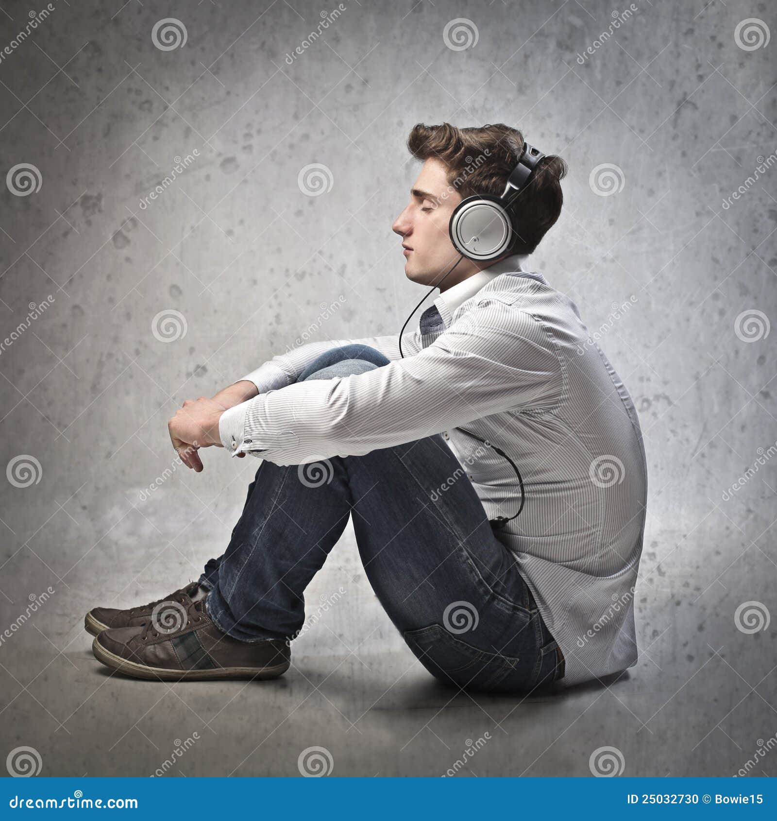 Enjoy music stock photo. Image of teenager, headphones - 25032730