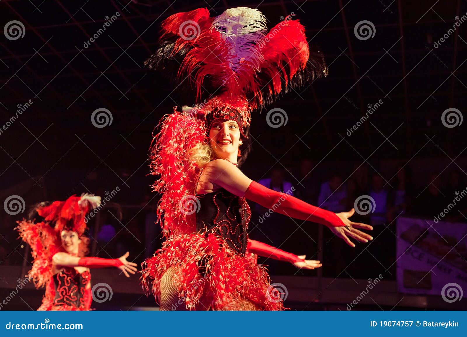 Ensemble cabaret editorial photography. Image of dance - 19074757