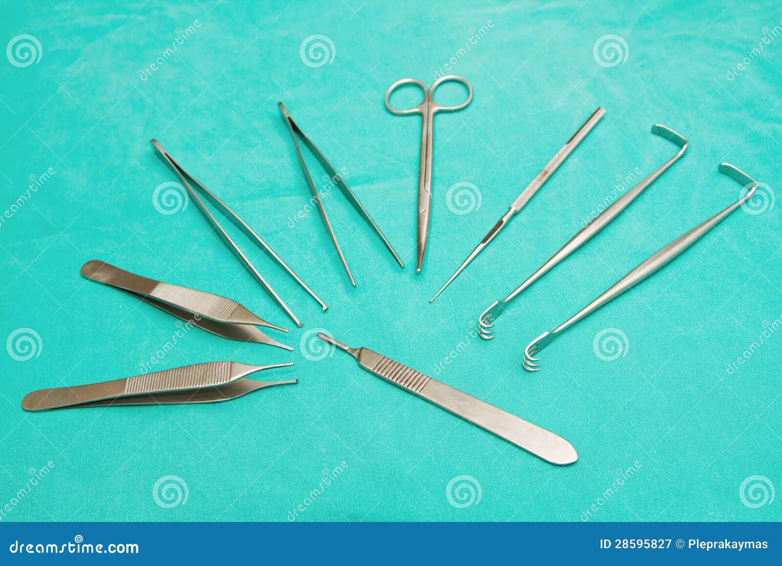 Ensemble D'instrument Chirurgical Image stock - Image du brillant ...