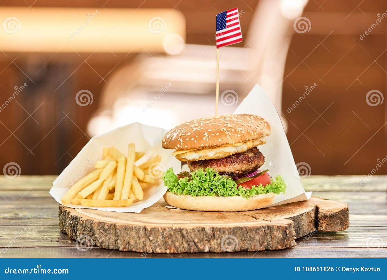 Ensemble De Nourriture Malsaine Photo stock - Image du couleurs, gros ...