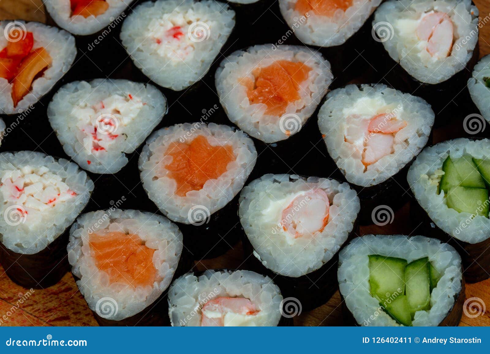 Ensemble De Petit Pain De Maki Image stock - Image du délicieux ...