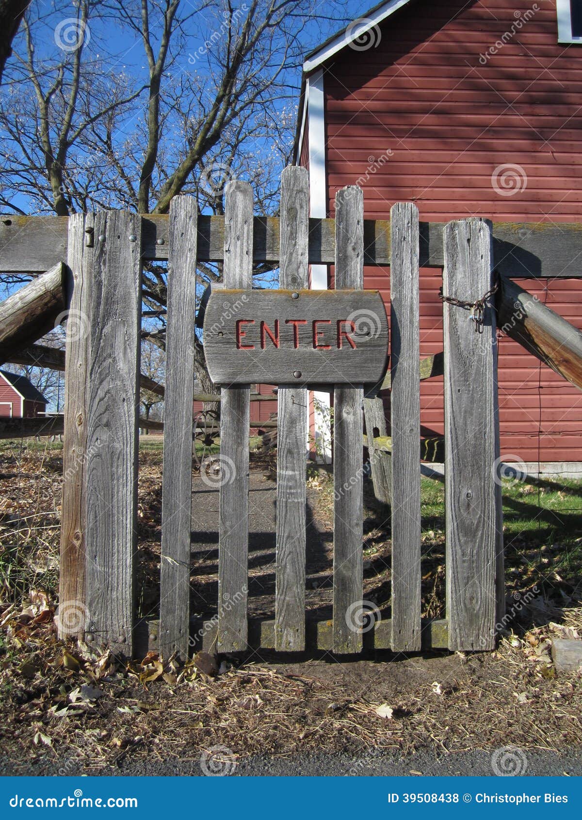 Enter Gate stock photo. Image of autumn, green, sign - 39508438
