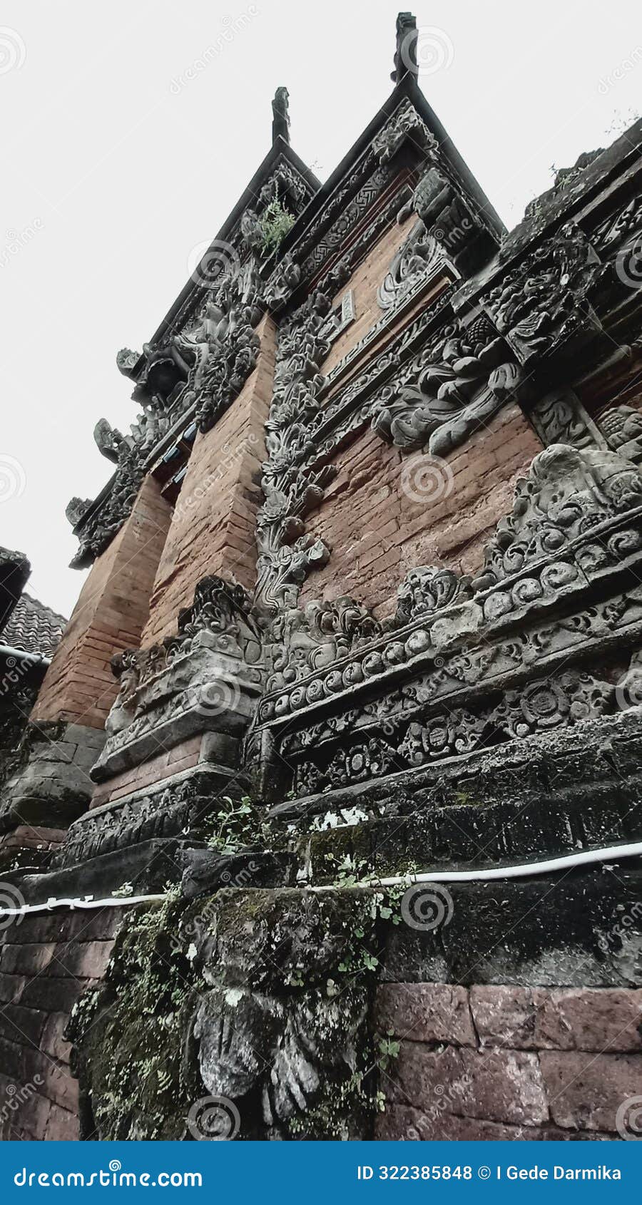Entering Gate of Balinese Temple Stock Photo - Image of rock, tower ...