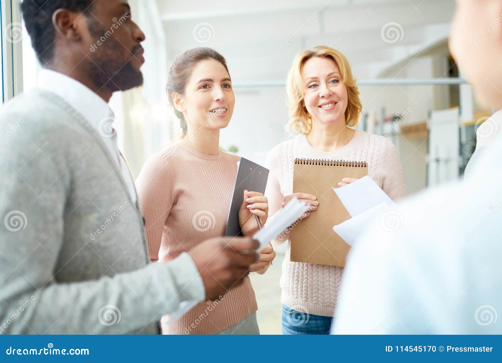 Project Discussion of Enthusiastic Managers Stock Photo - Image of desk ...