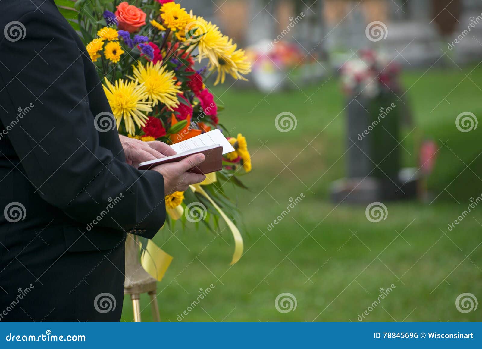 Entierro, Servicio De Entierro, Muerte, Pena Foto de archivo - Imagen ...
