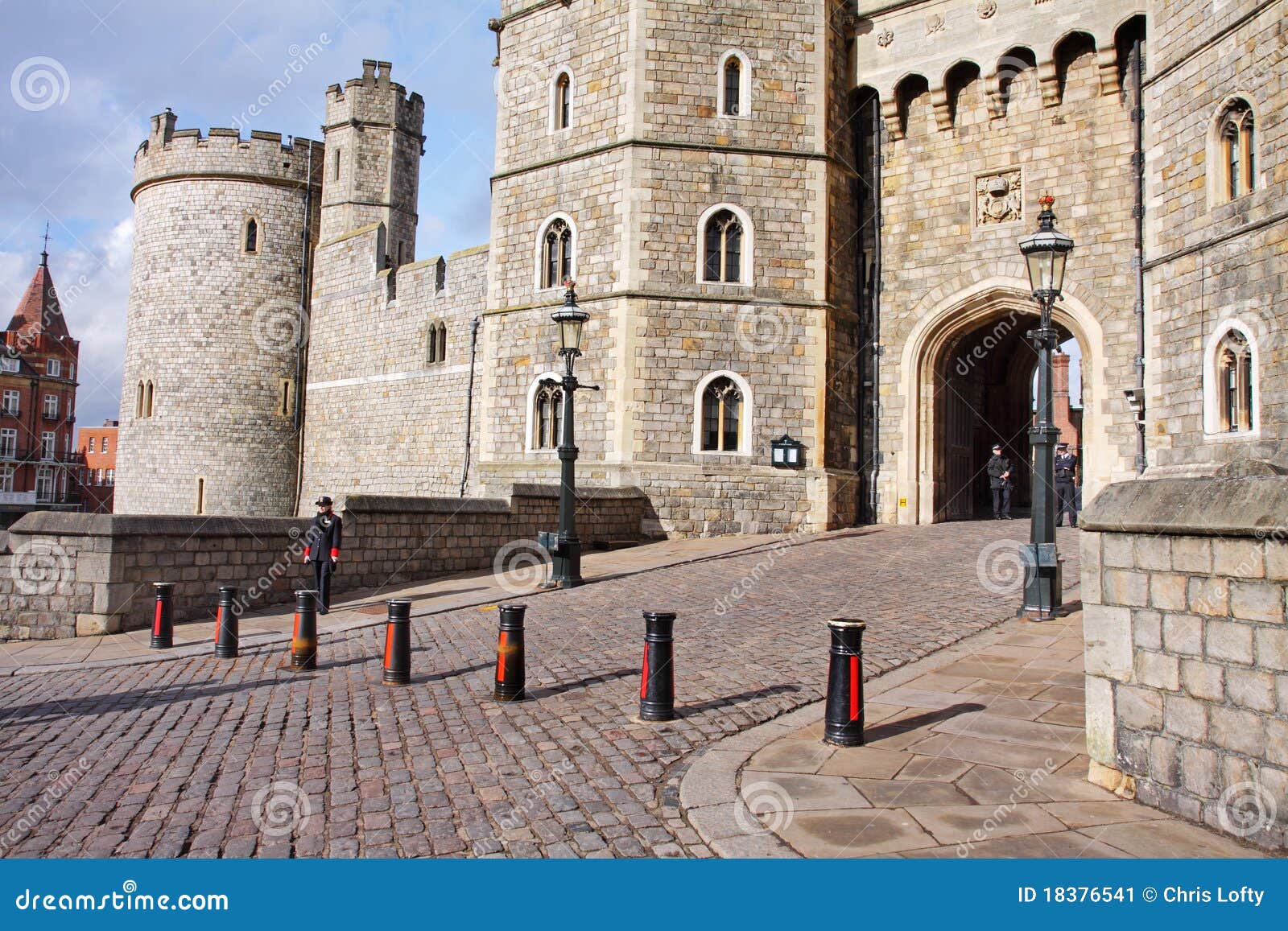 Entrada Ao Castelo De Windsor Em Inglaterra Foto Editorial - Imagem de ...