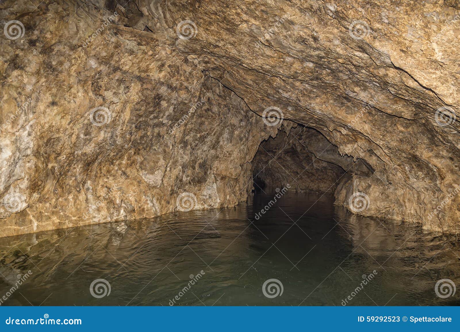 Entrada 2 Da Caverna Do Rio Imagem de Stock - Imagem de famoso ...