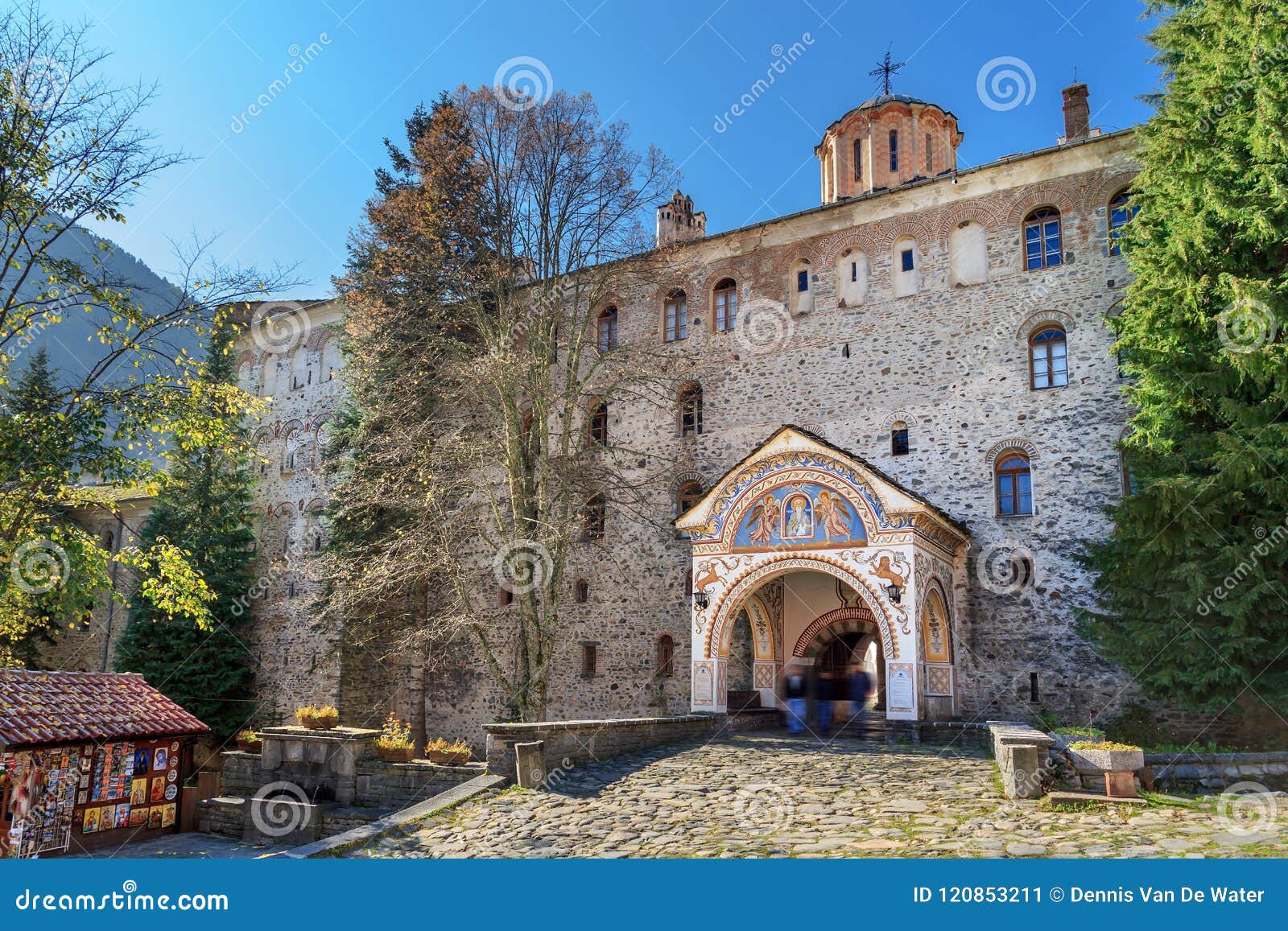 Entrada Del Monasterio De Rila Imagen de archivo - Imagen de medieval ...