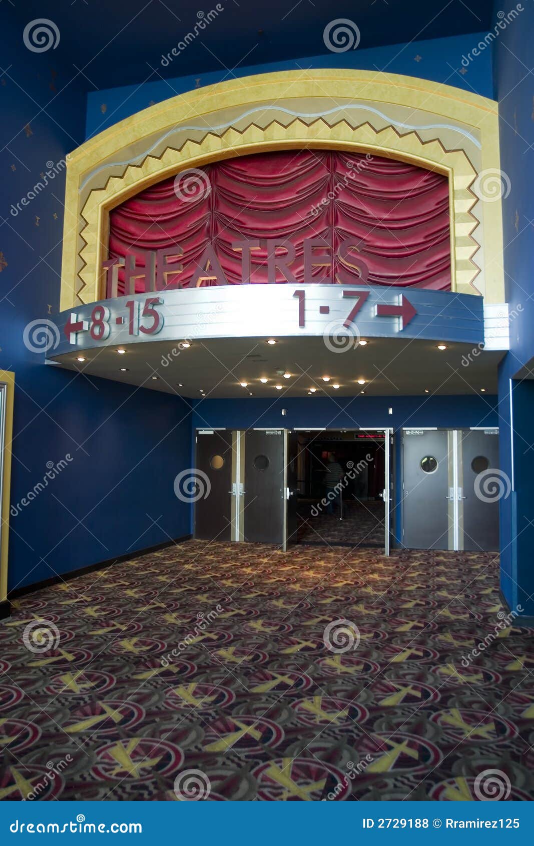 Entrada do cinema foto de stock. Imagem de estalado, cinema - 2729188