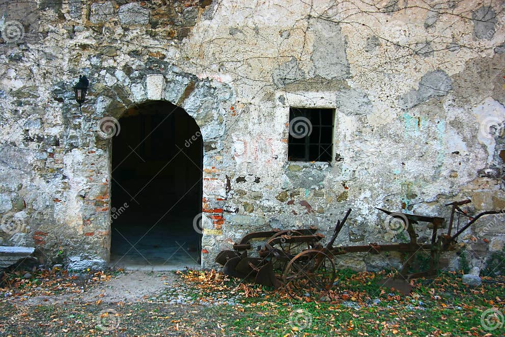 Entrada rural imagen de archivo. Imagen de umbral, europeo - 6804859
