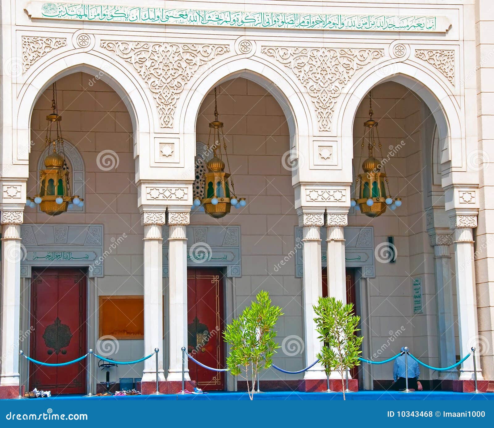 Entrance Arches of a Dubai Mosque Stock Photo - Image of arabic, arab ...