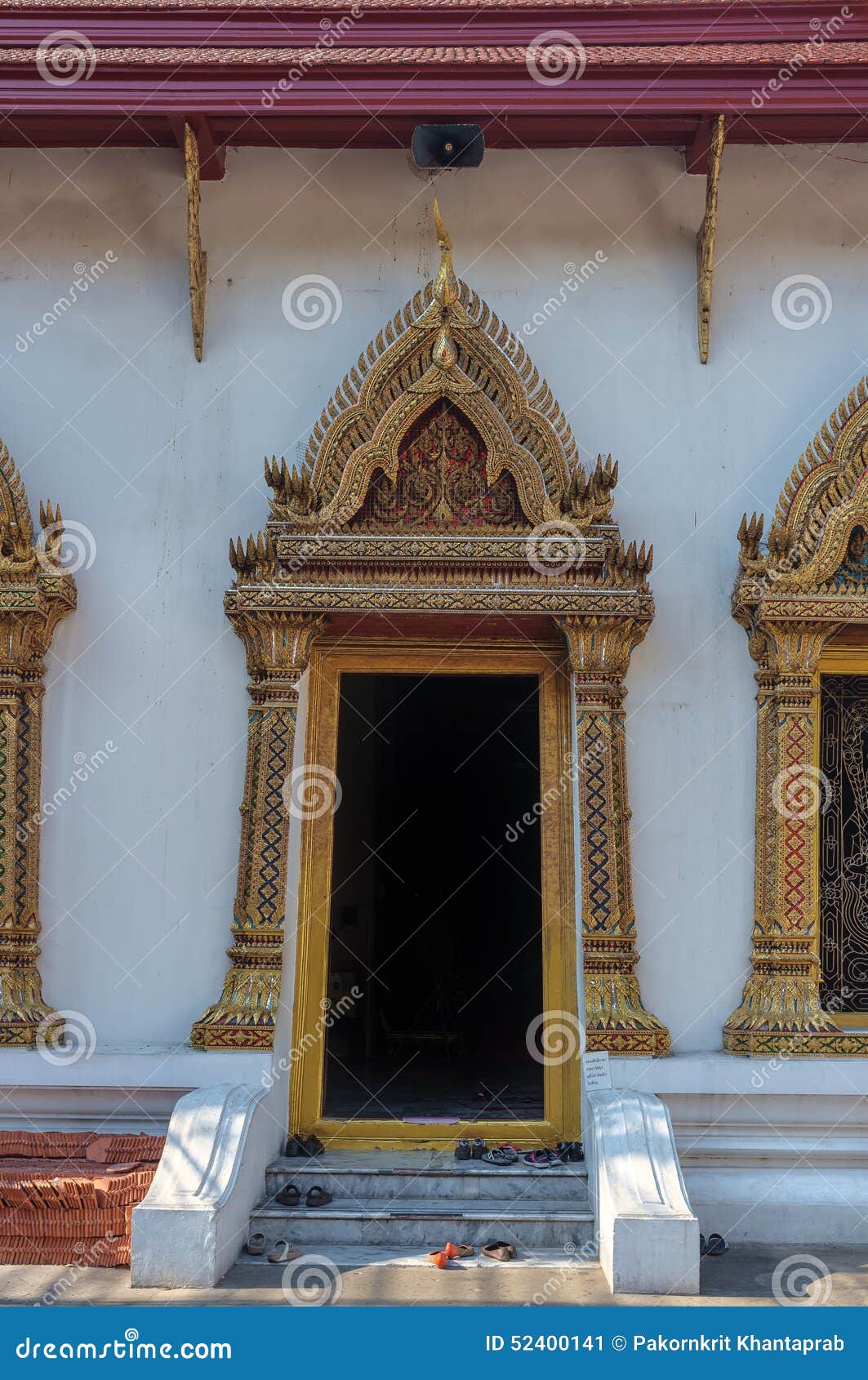 Entrance of Buddhist Temple Stock Image - Image of sacred, door: 52400141