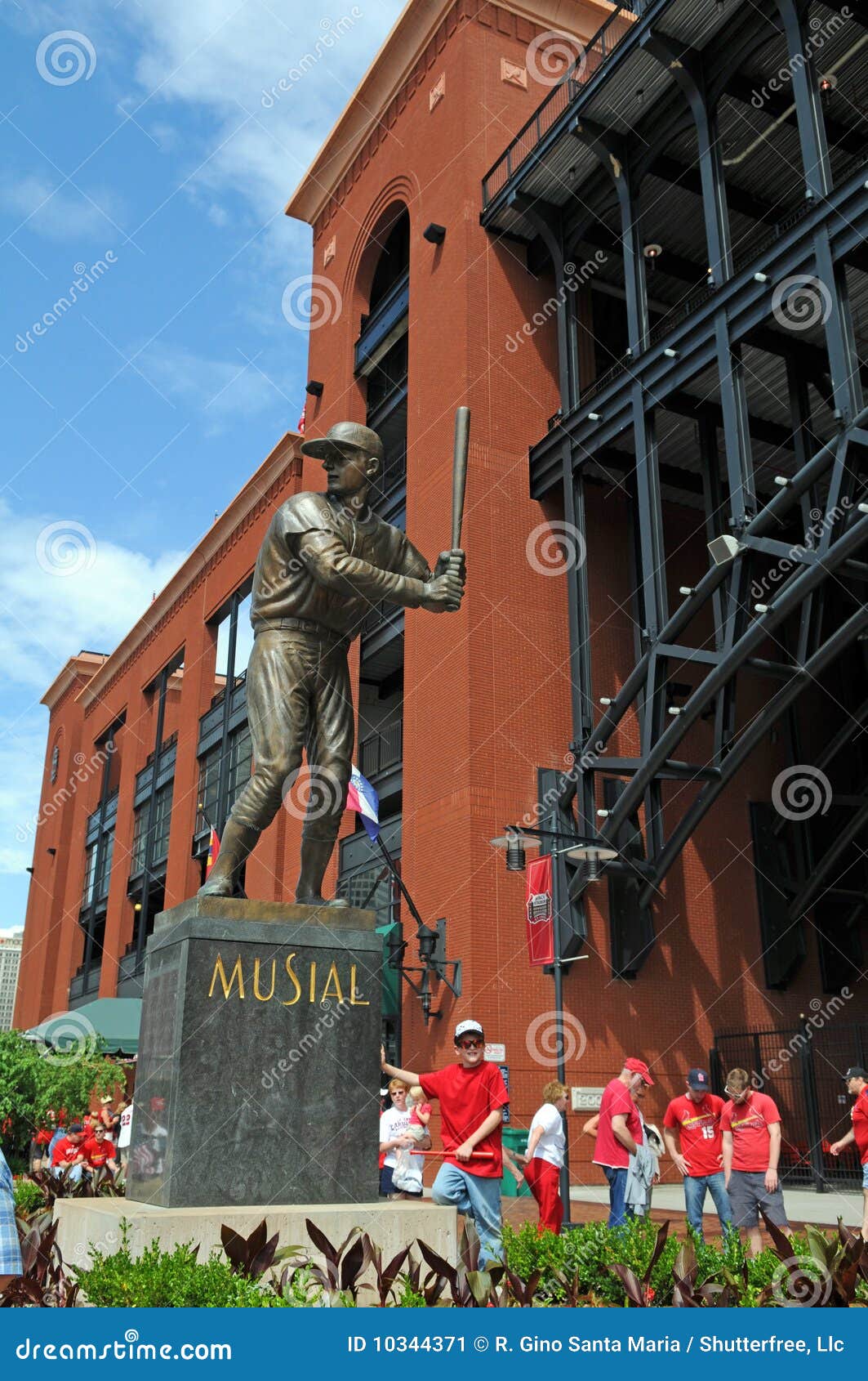 Entrance of Busch Stadium editorial photo. Image of musial - 10344371