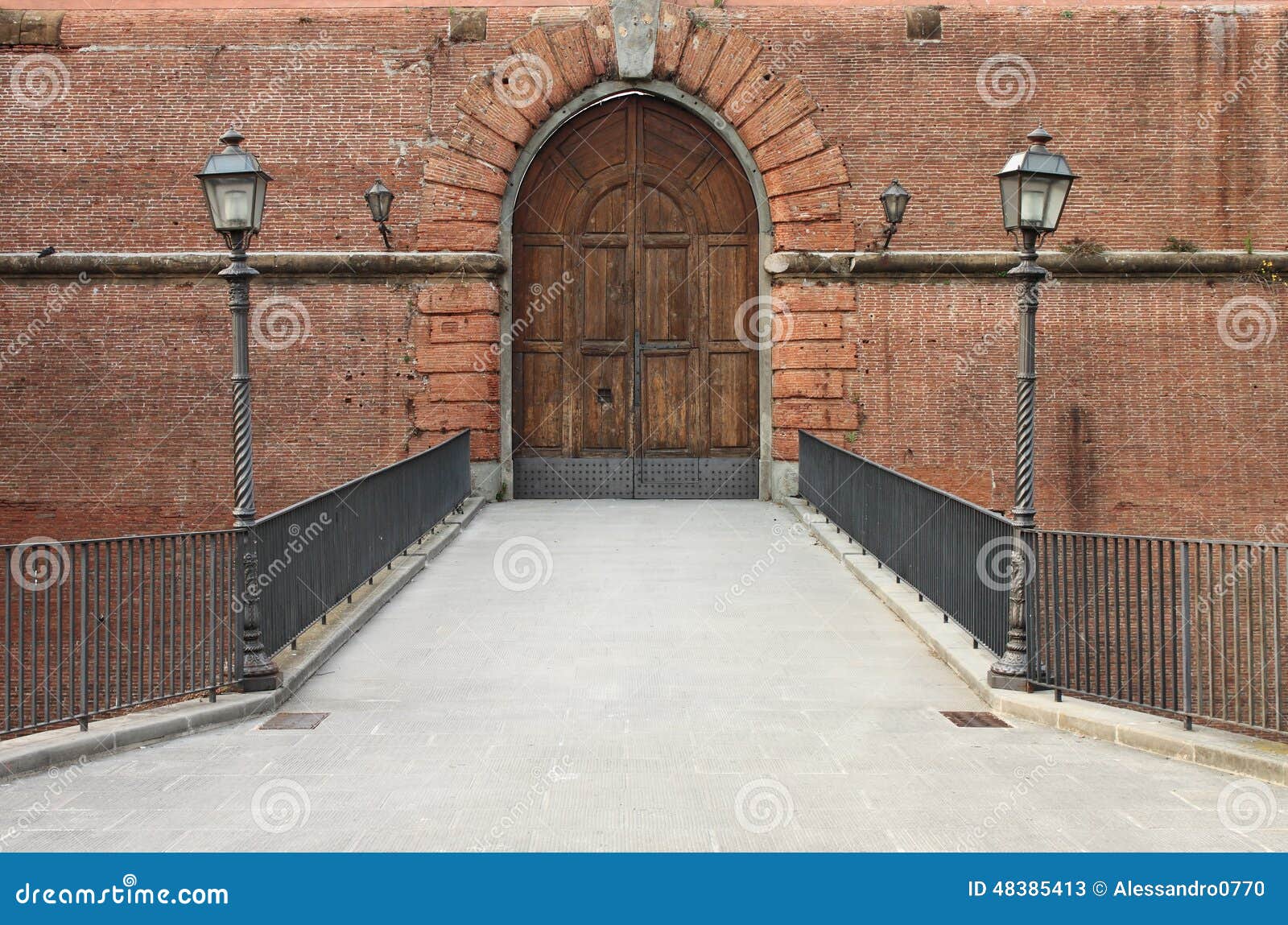 Entrance of a castle stock image. Image of monument, door - 48385413