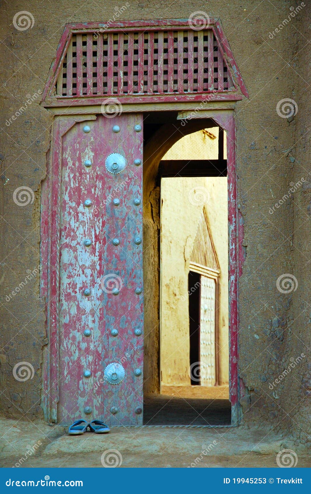 Entrance Door To Djenne Mud Mosque Stock Image - Image of door, mali ...