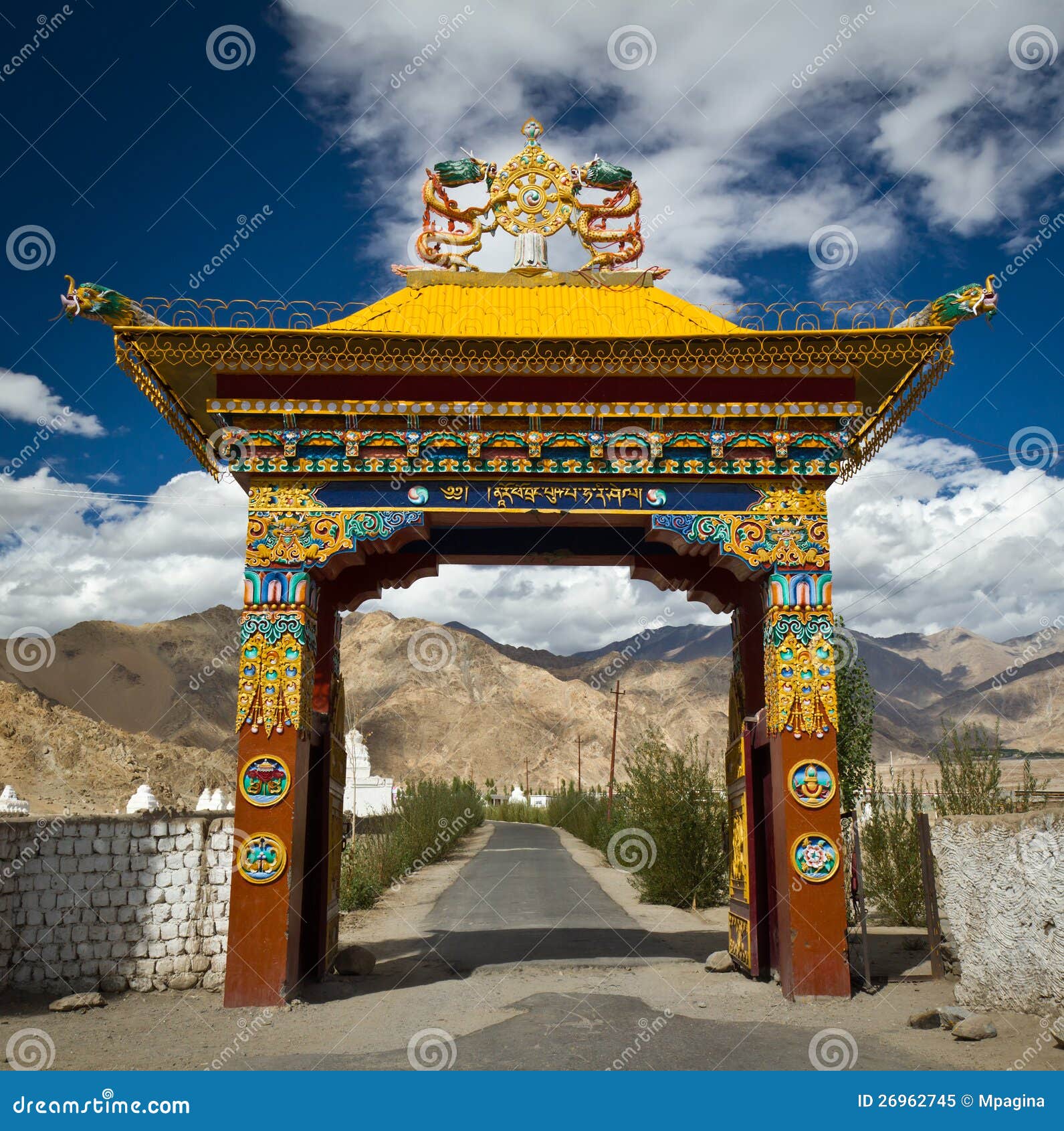 Entrance gate stock image. Image of buddhism, eastern - 26962745