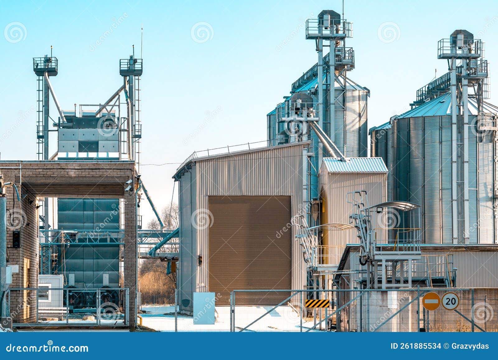 Agricultural Grain Elevator Building For Corn Storage And Railroad ...