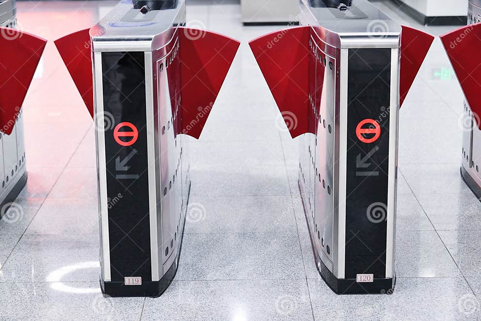 Entrance Machine Gate: Scan Card Stock Image - Image of modern, exit ...