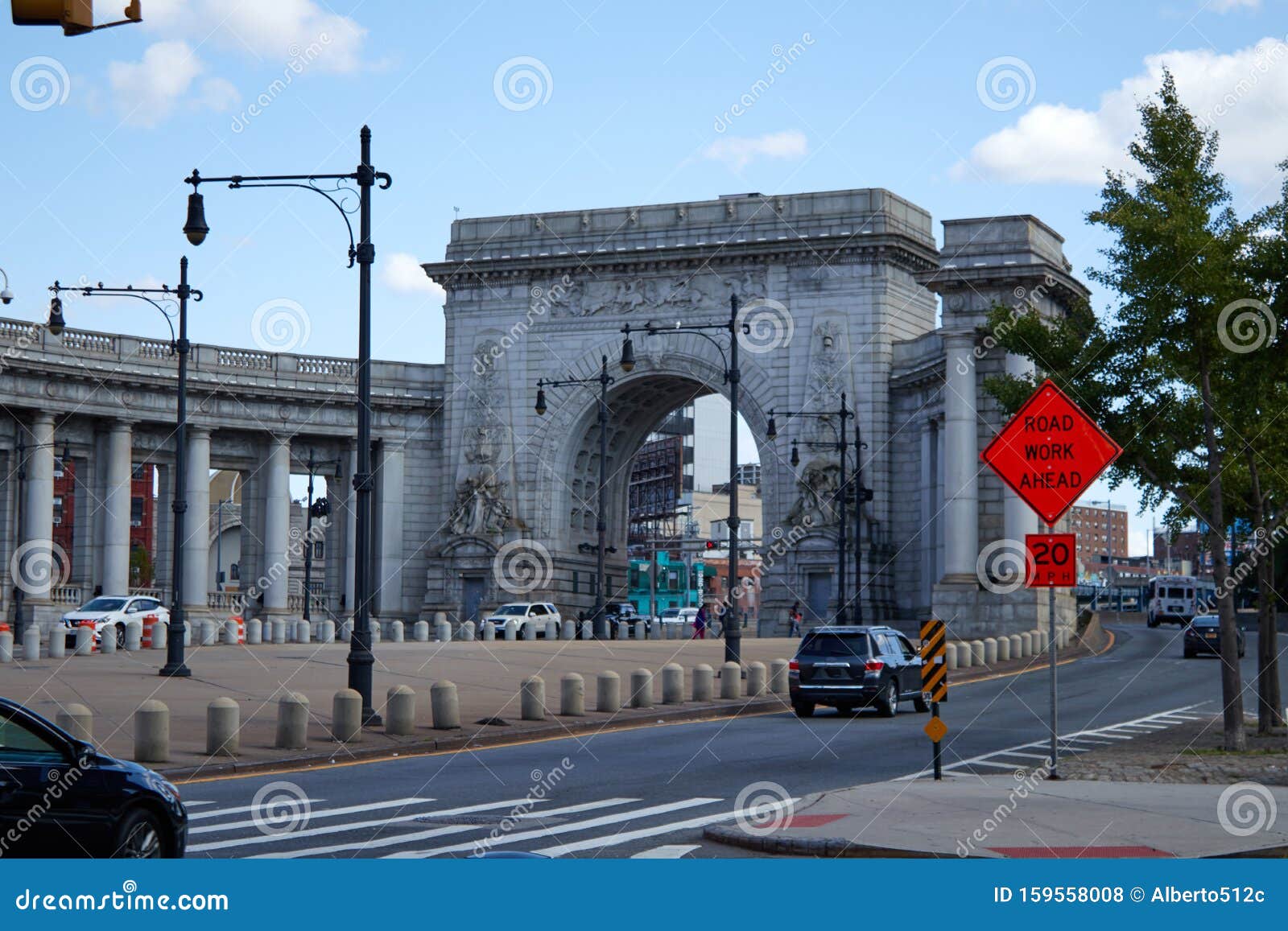 Entrance of Manhattan Bridge Editorial Stock Photo - Image of place ...