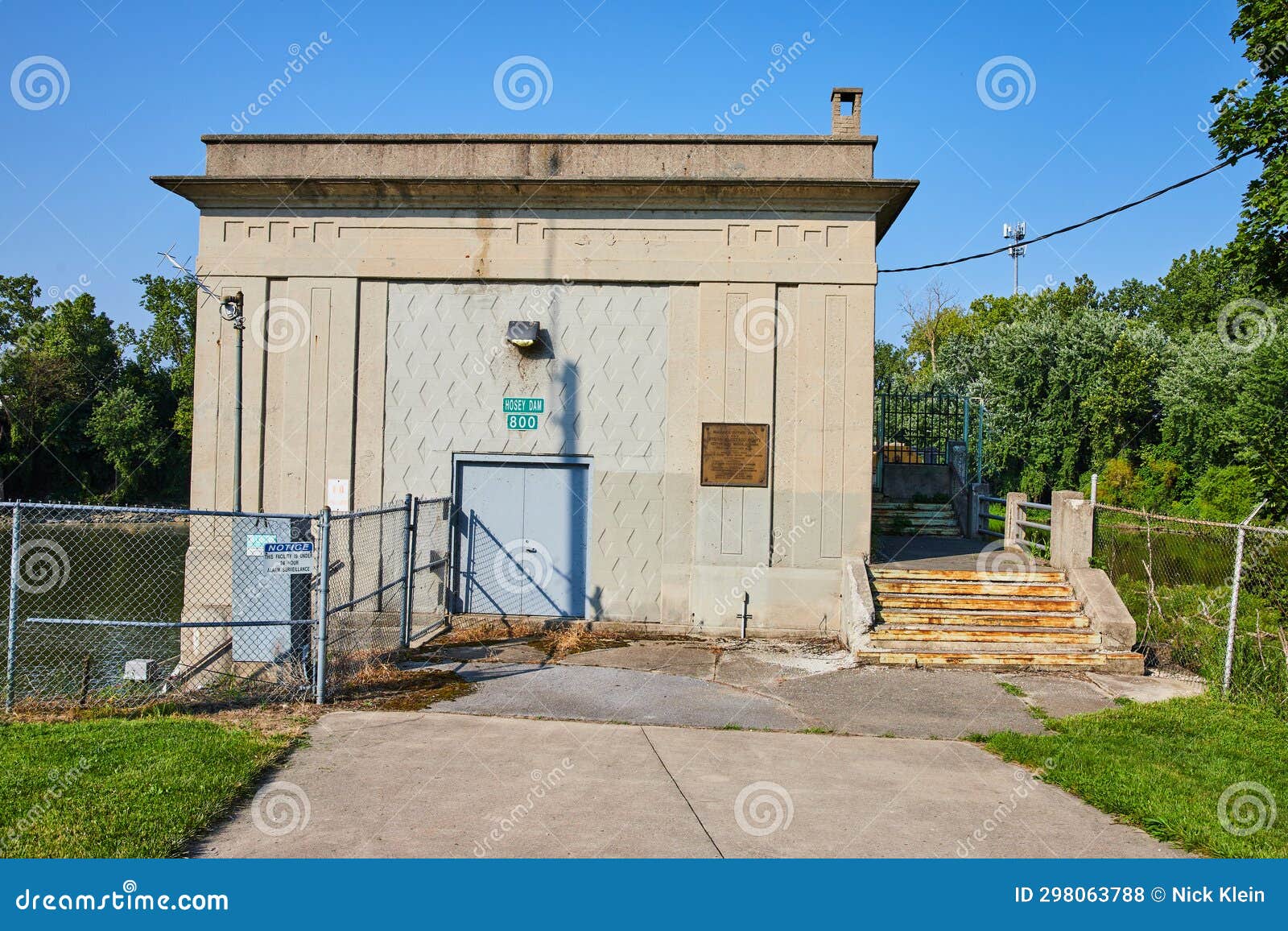 Entrance of Maumee River Dam with Rusty Steps on Sunny Day in Fort ...