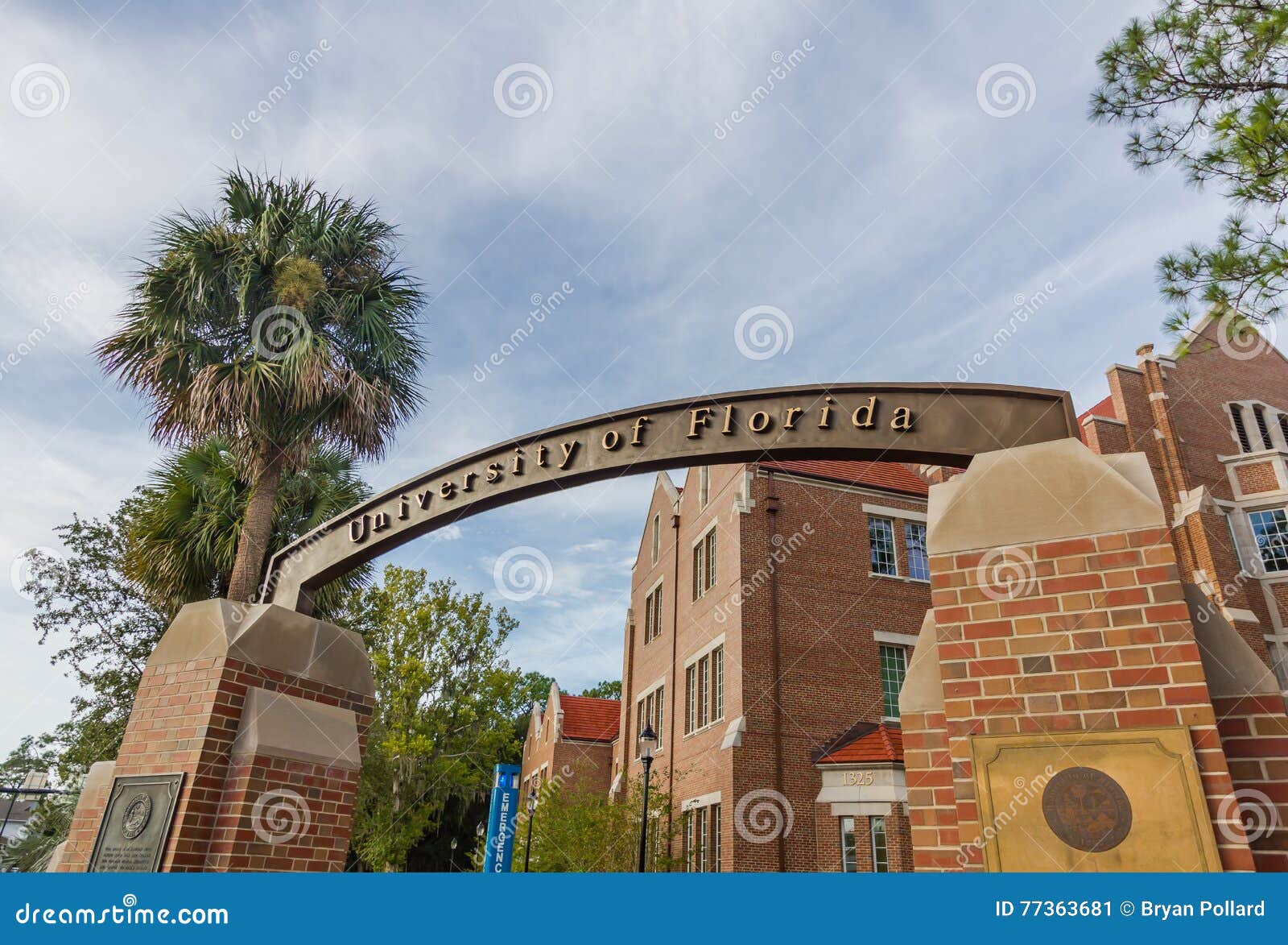Entrance Sign at the University of Florida Editorial Photo - Image of ...
