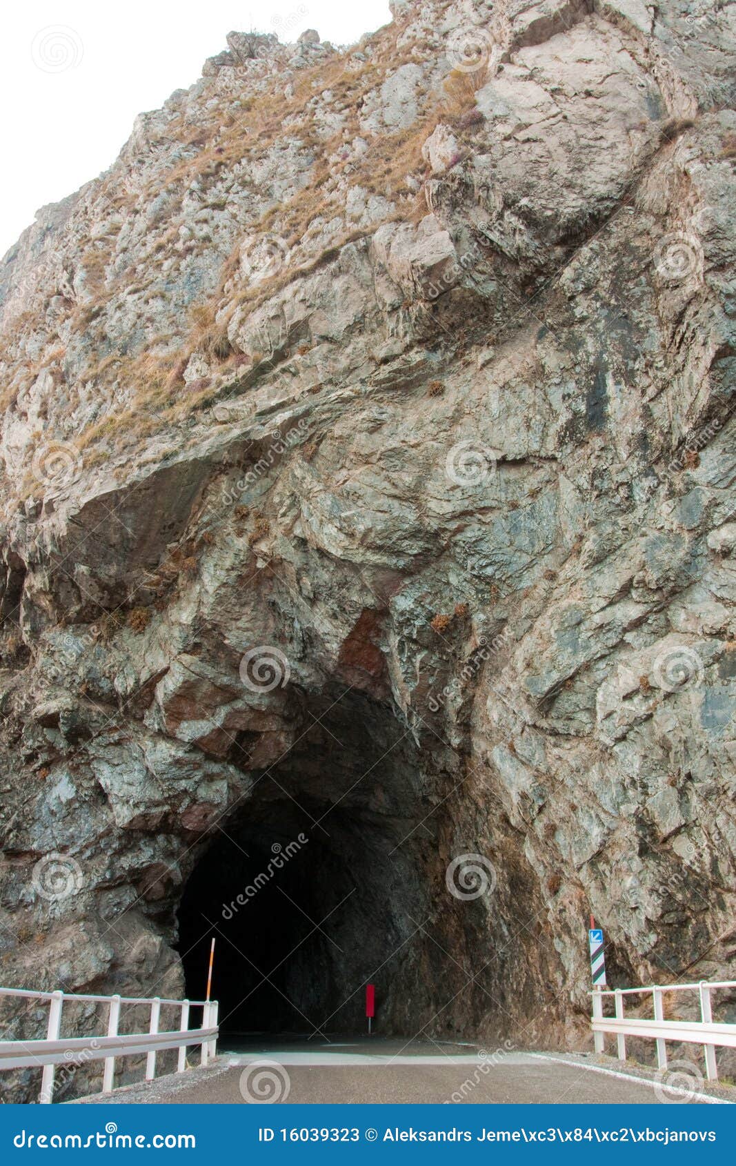 Entrance into stone cave stock image. Image of corridor - 16039323