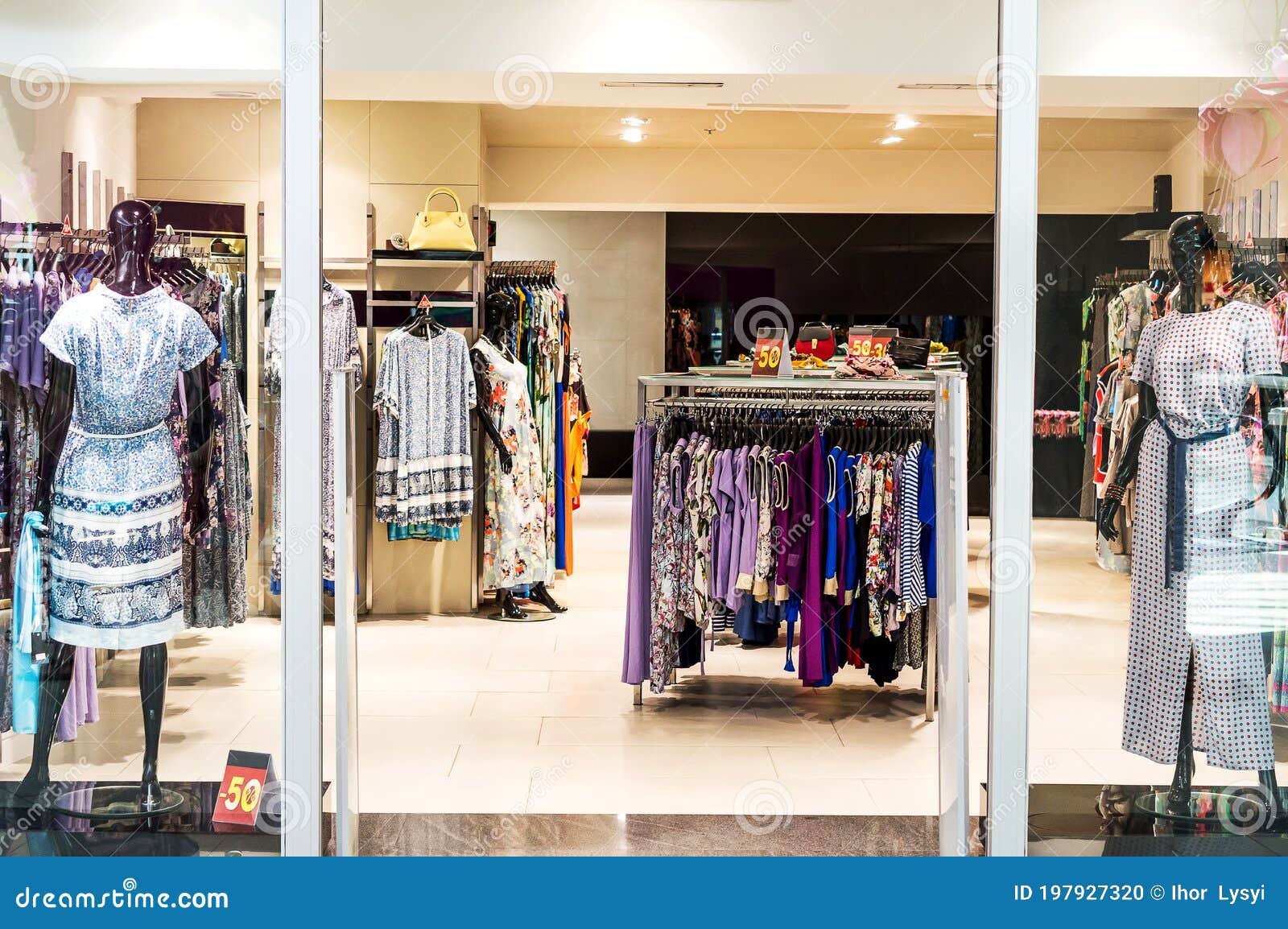 Entrance To the Clothing Store Editorial Image - Image of retailer ...