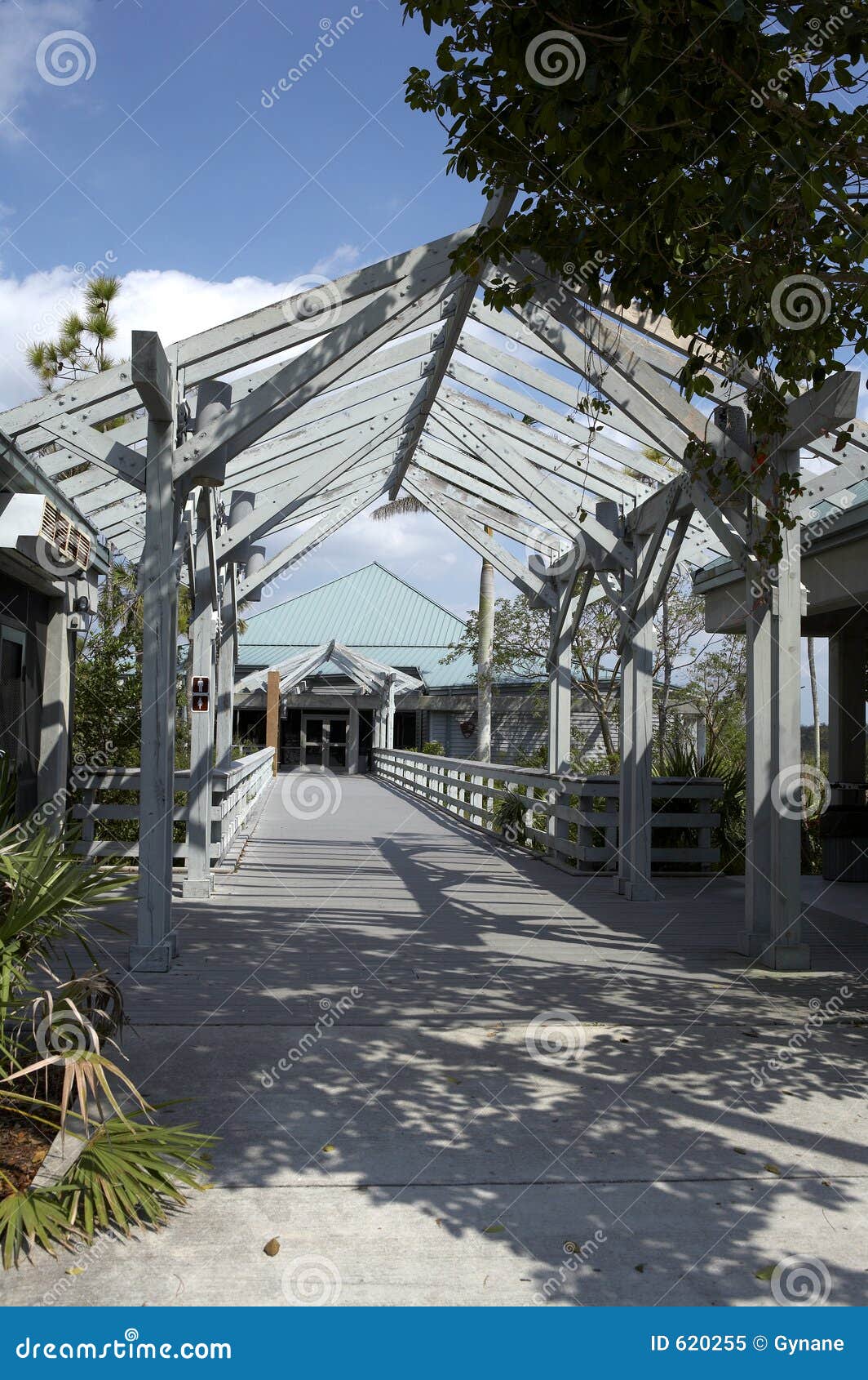 Entrance To Coe Visitor Center Stock Image - Image of states, florida ...