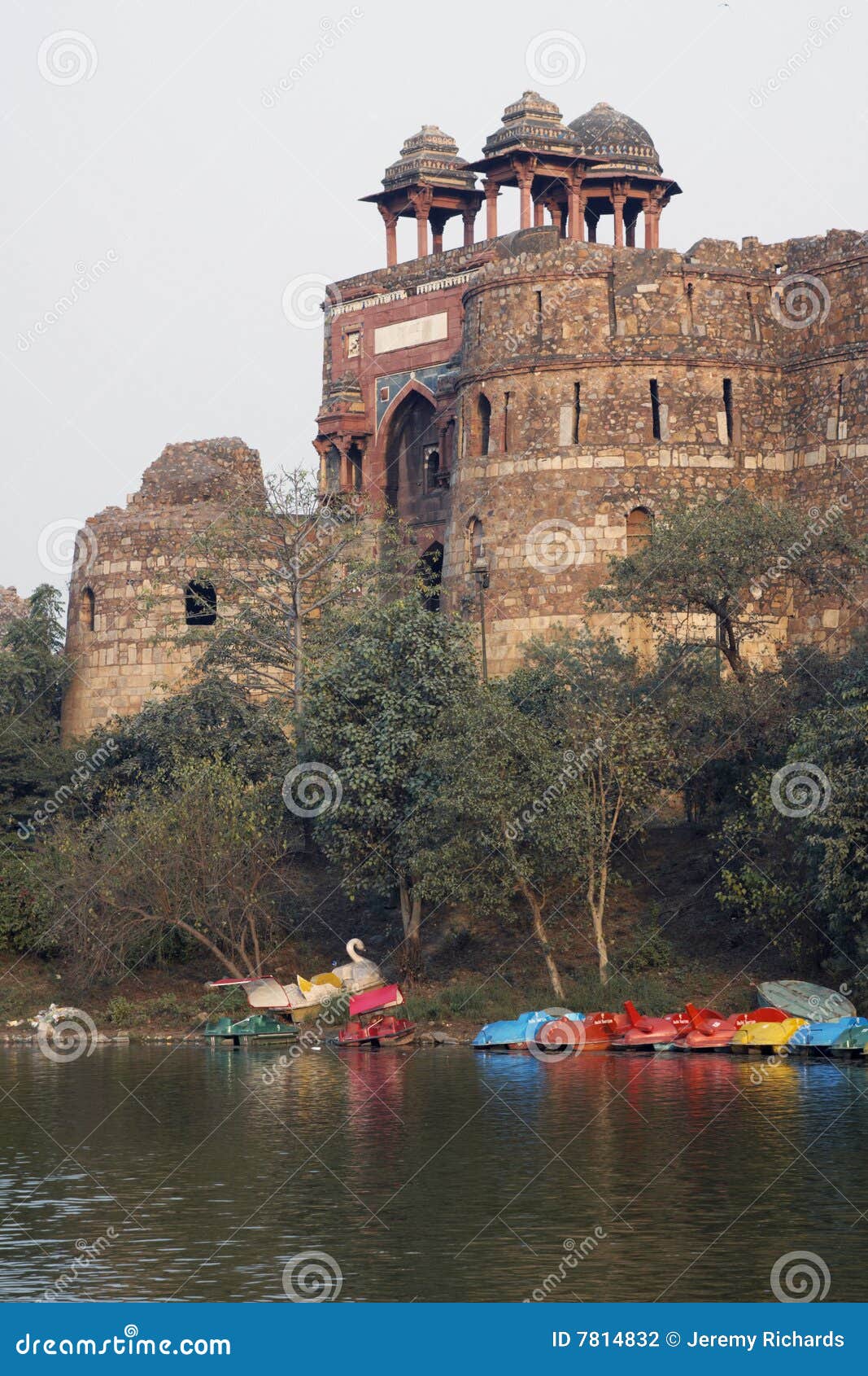Entrance to Mughal Fort stock photo. Image of mughal, fortified - 7814832