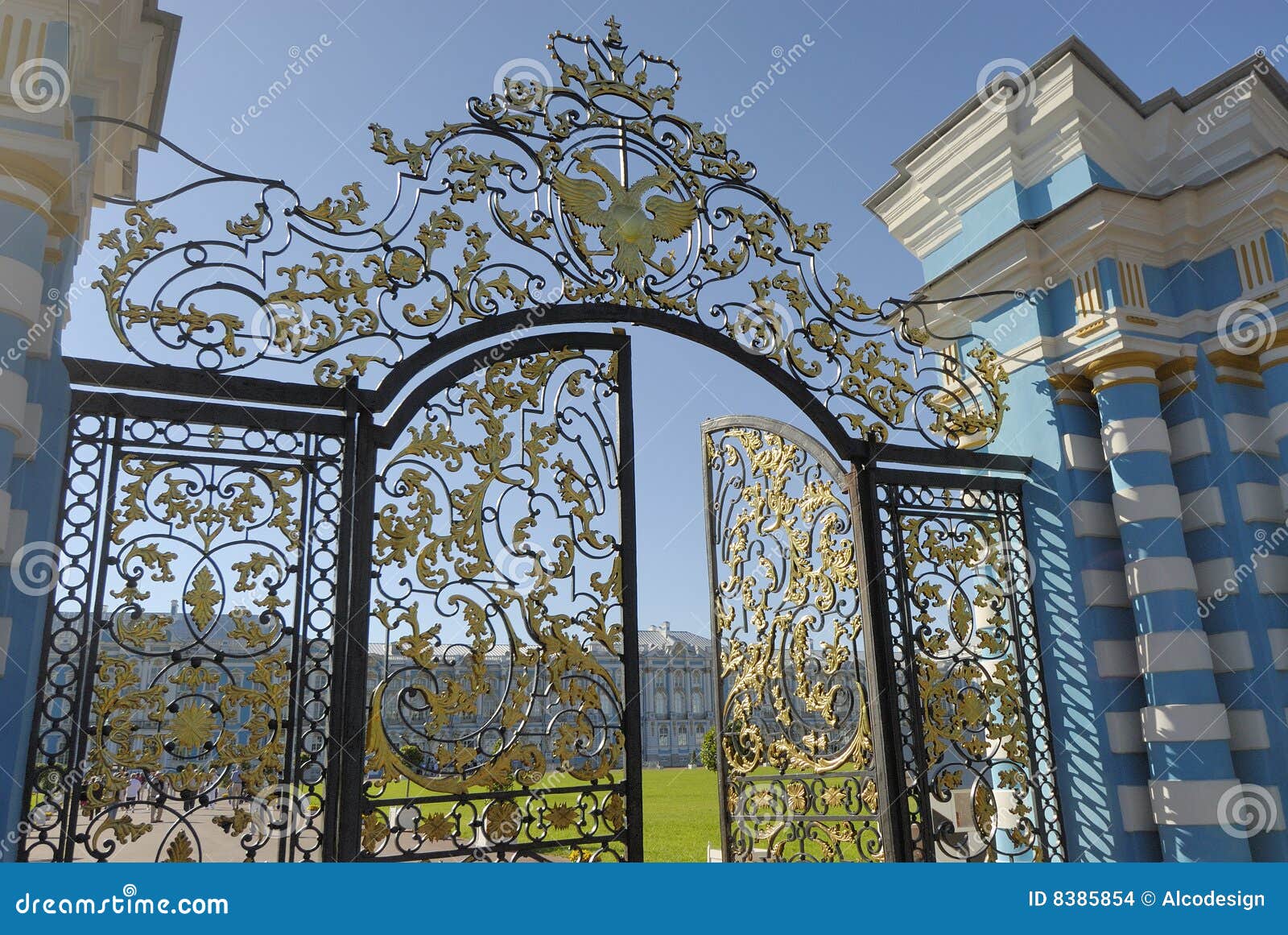 Entrance to a Palace stock photo. Image of petersburg - 8385854